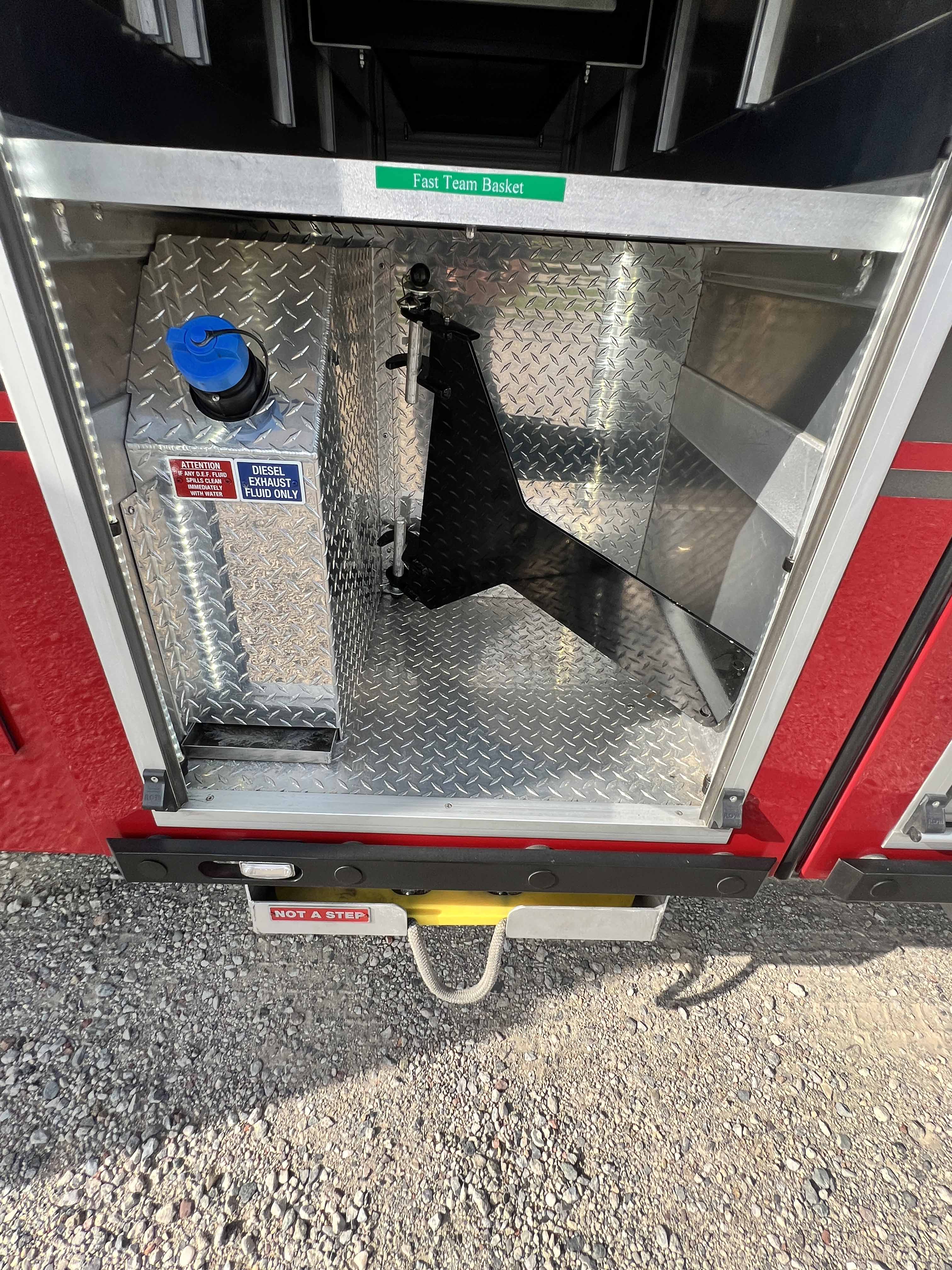 2015 Ferrara Igniter 100' Tower | Firetrucks Unlimited