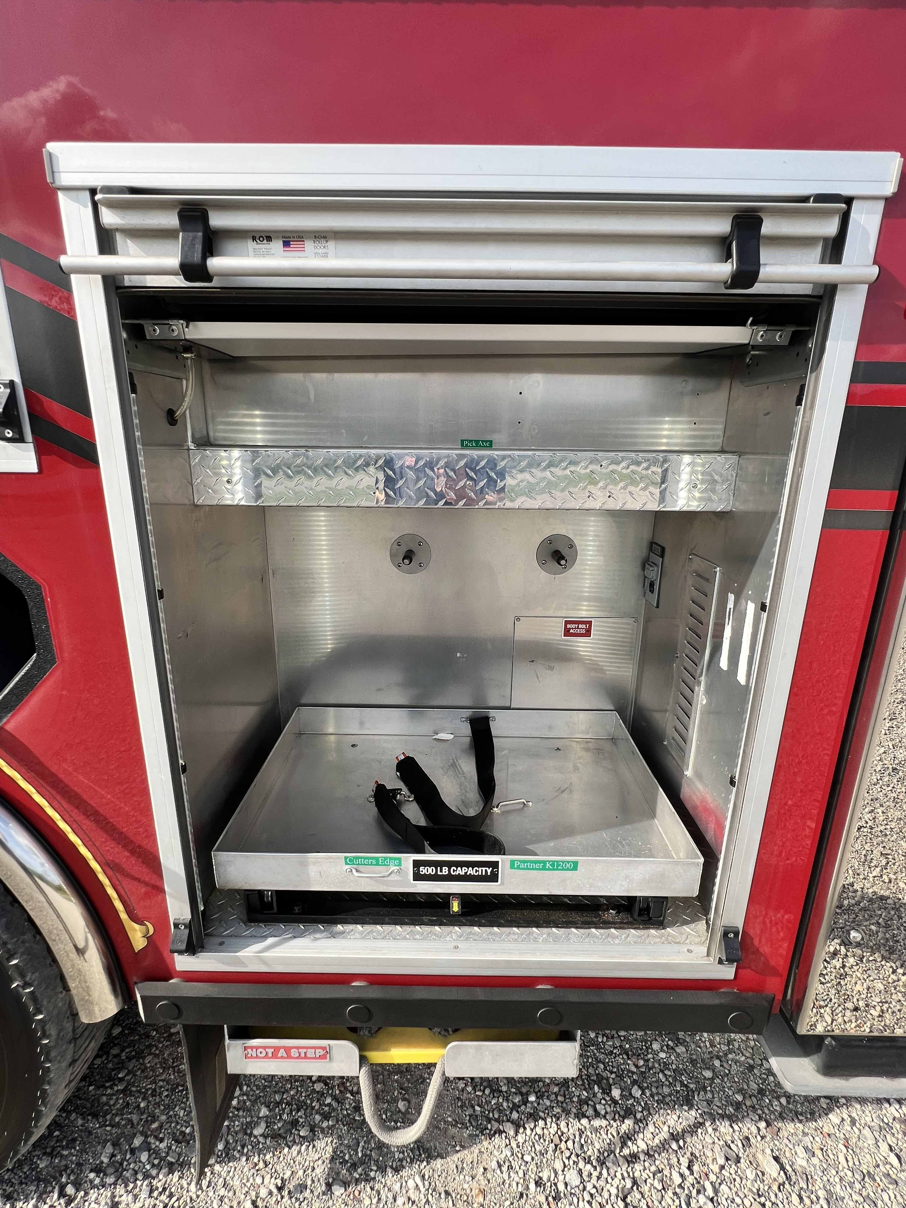 2015 Ferrara Igniter 100' Tower | Firetrucks Unlimited