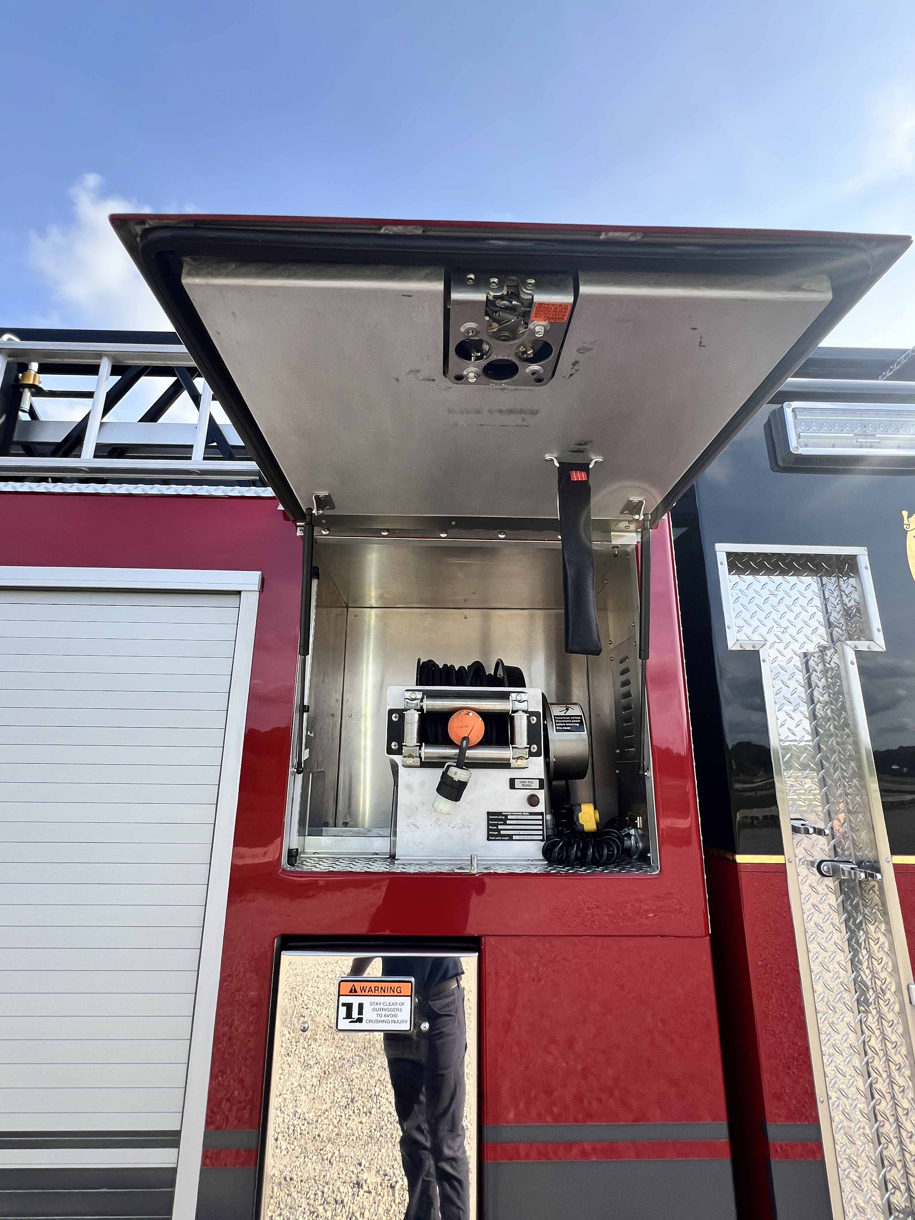 2015 Ferrara Igniter 100' Tower | Used Truck Details