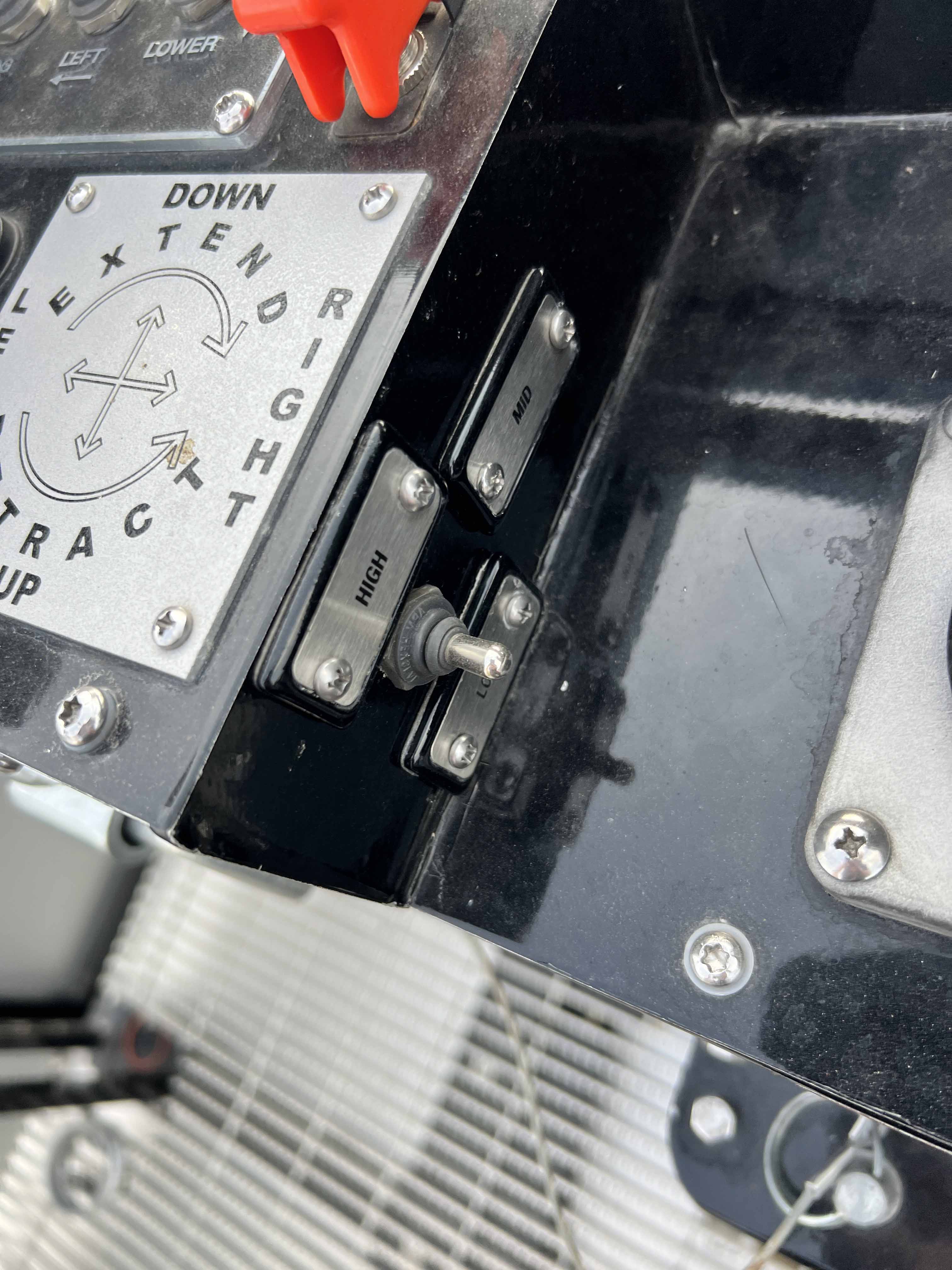 2015 Ferrara Igniter 100' Tower | Firetrucks Unlimited