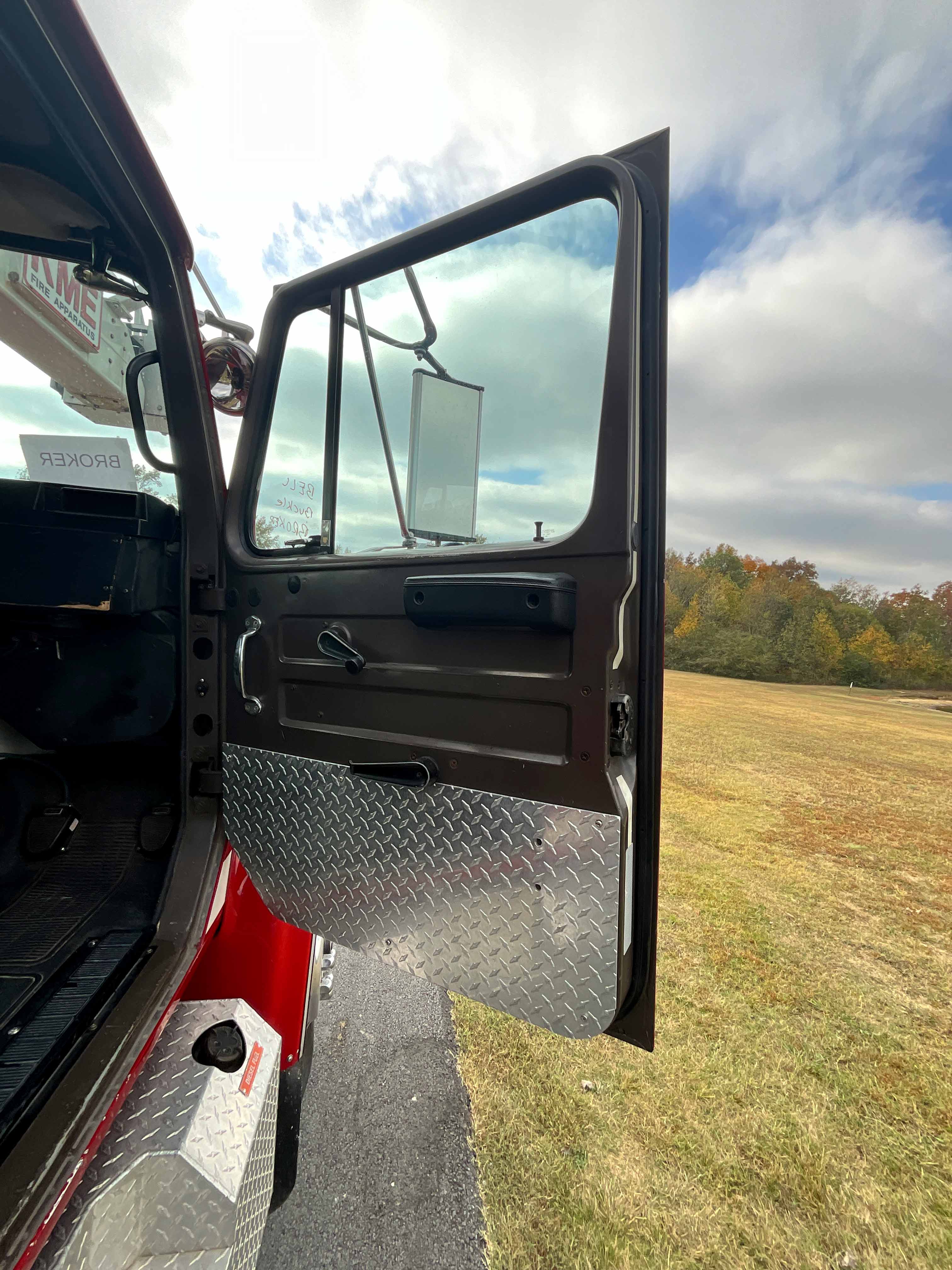 1992 KME International Commercial 55' Aerial | Firetrucks Unlimited