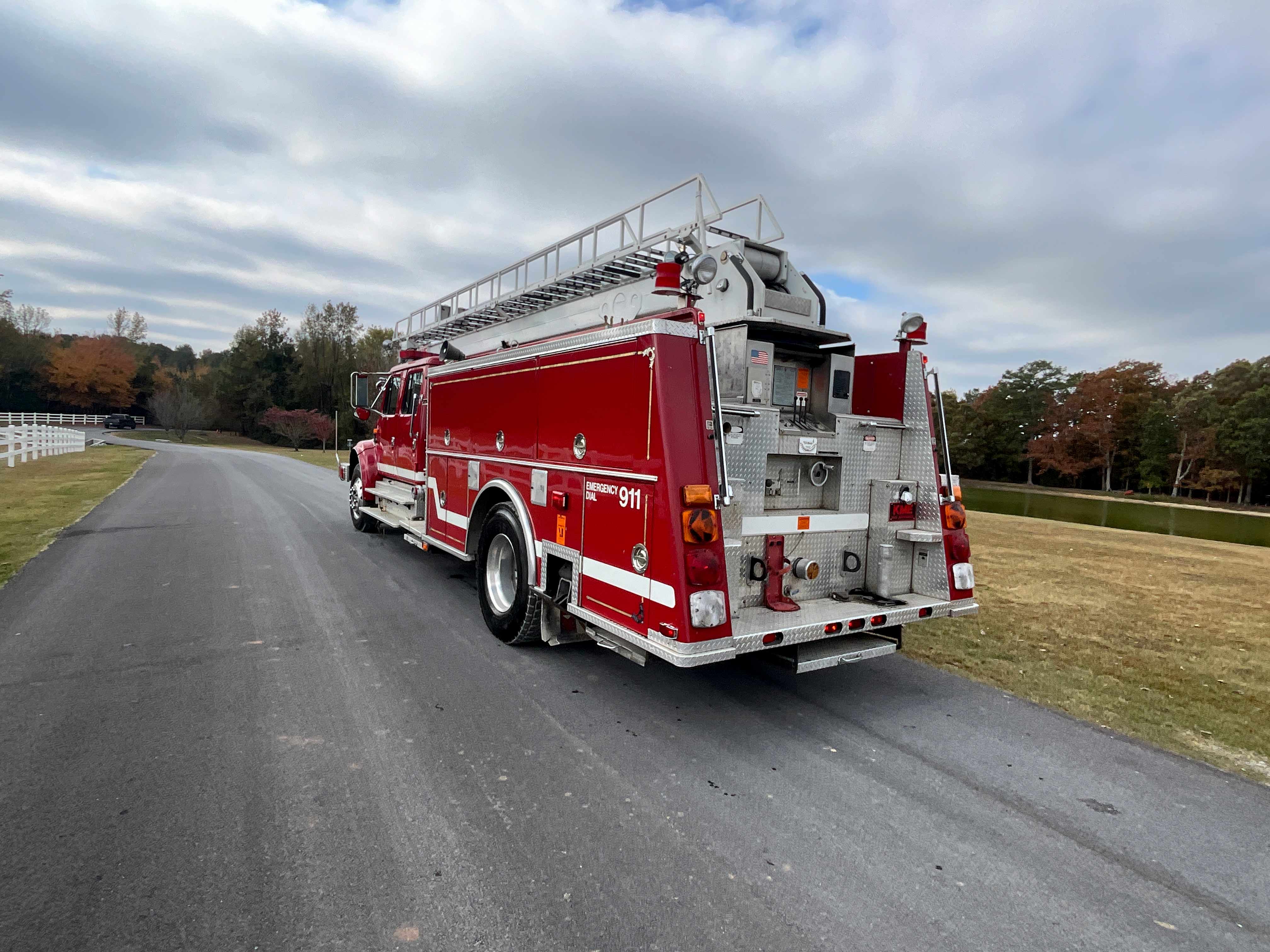 1992 KME International Commercial 55' Aerial | Firetrucks Unlimited