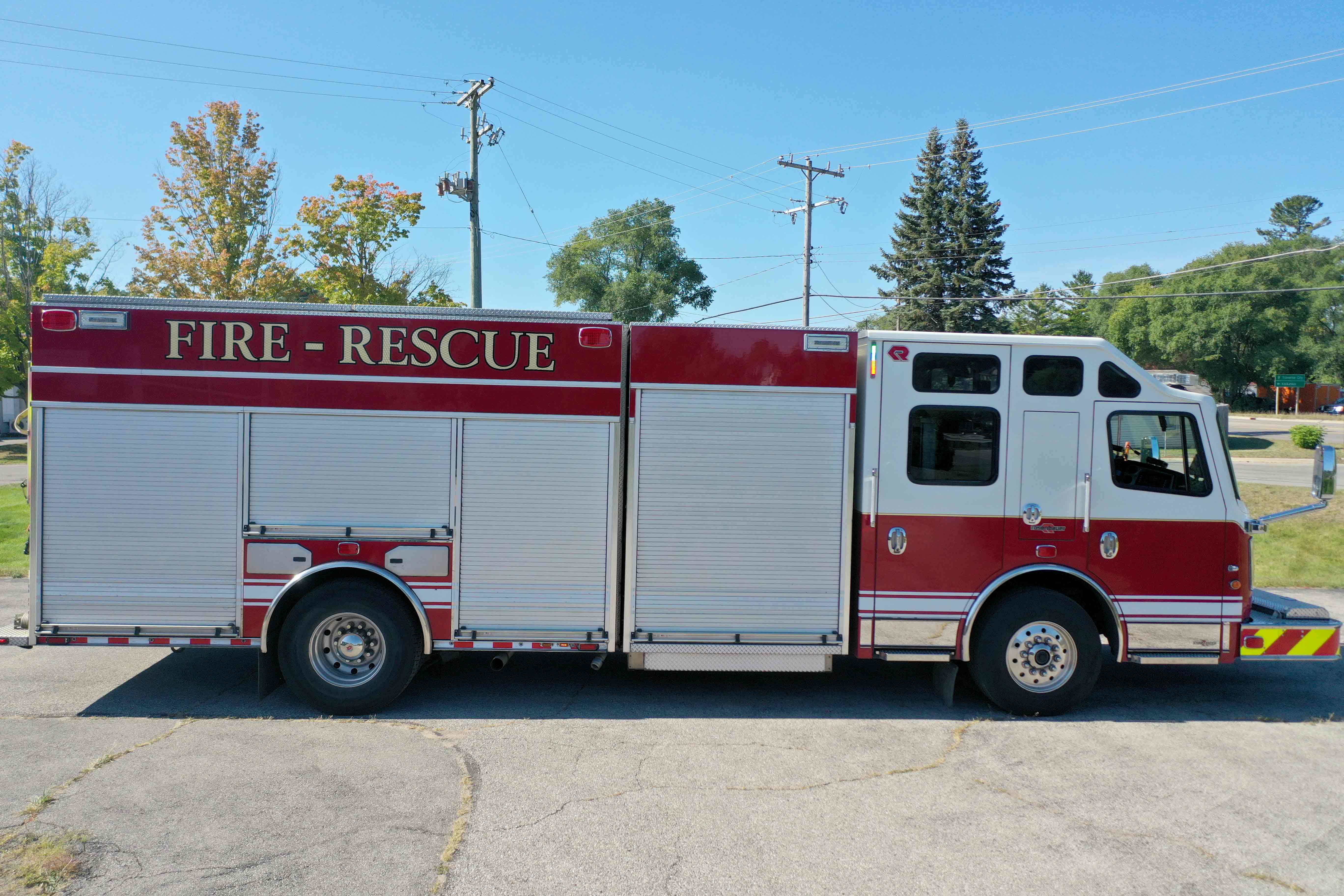 2014 Rosenbauer Rescue Pumper | Used Truck Details