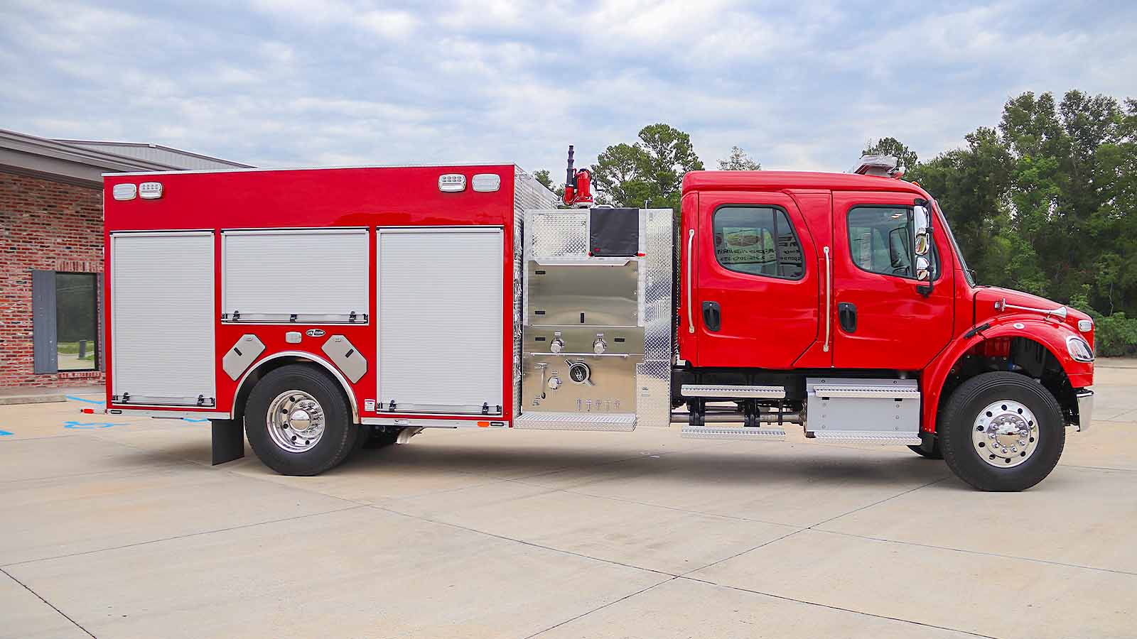 2025 US Fire Apparatus Freightliner Commercial Pumper | Firetrucks ...