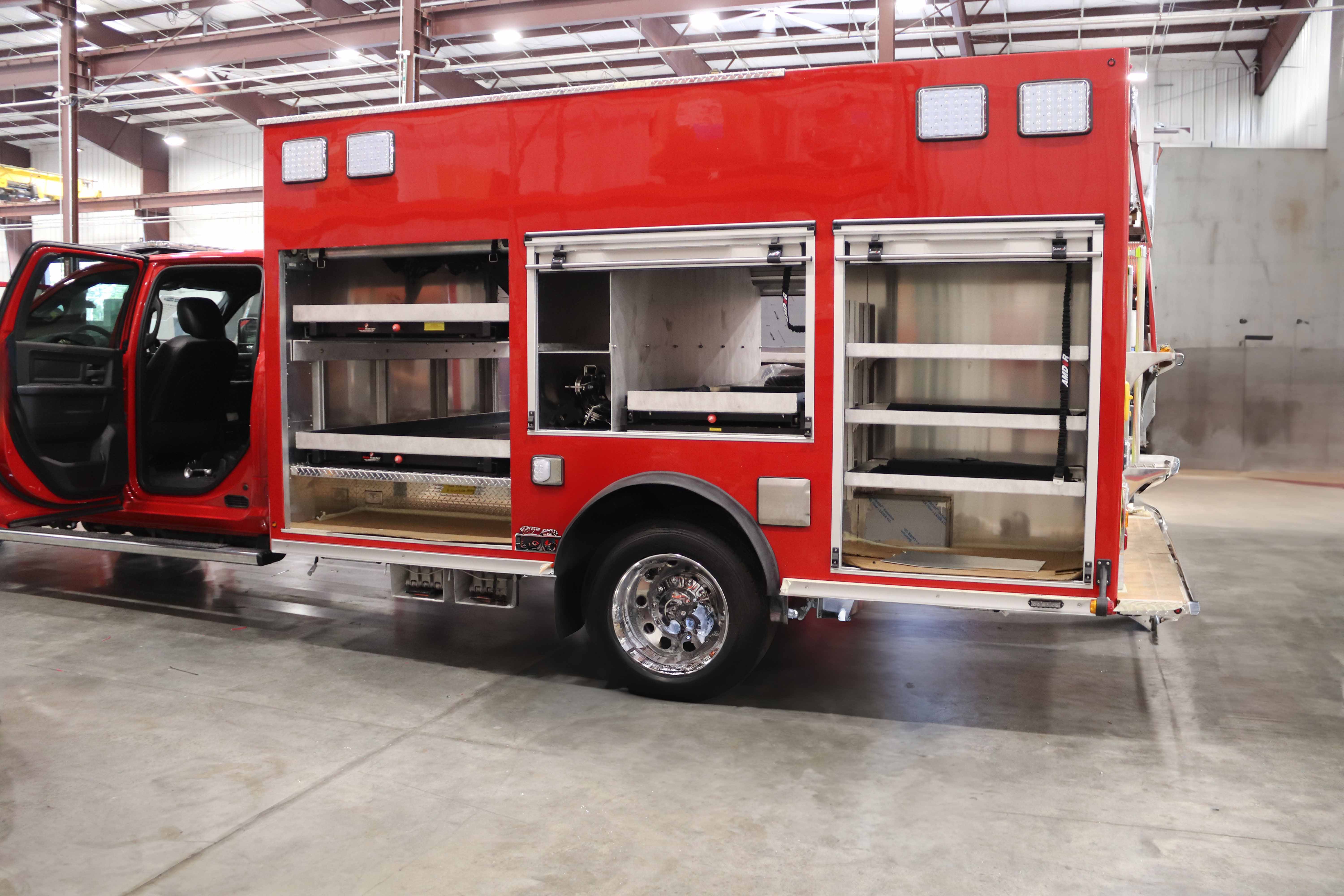 2025 US Fire Apparatus Dodge Commercial 4x4 Light Rescue | Firetrucks ...