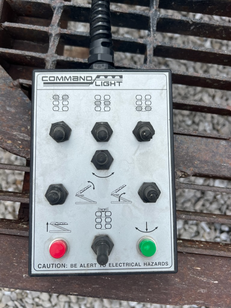 2003 Command Light CL Tower | Used Truck Details