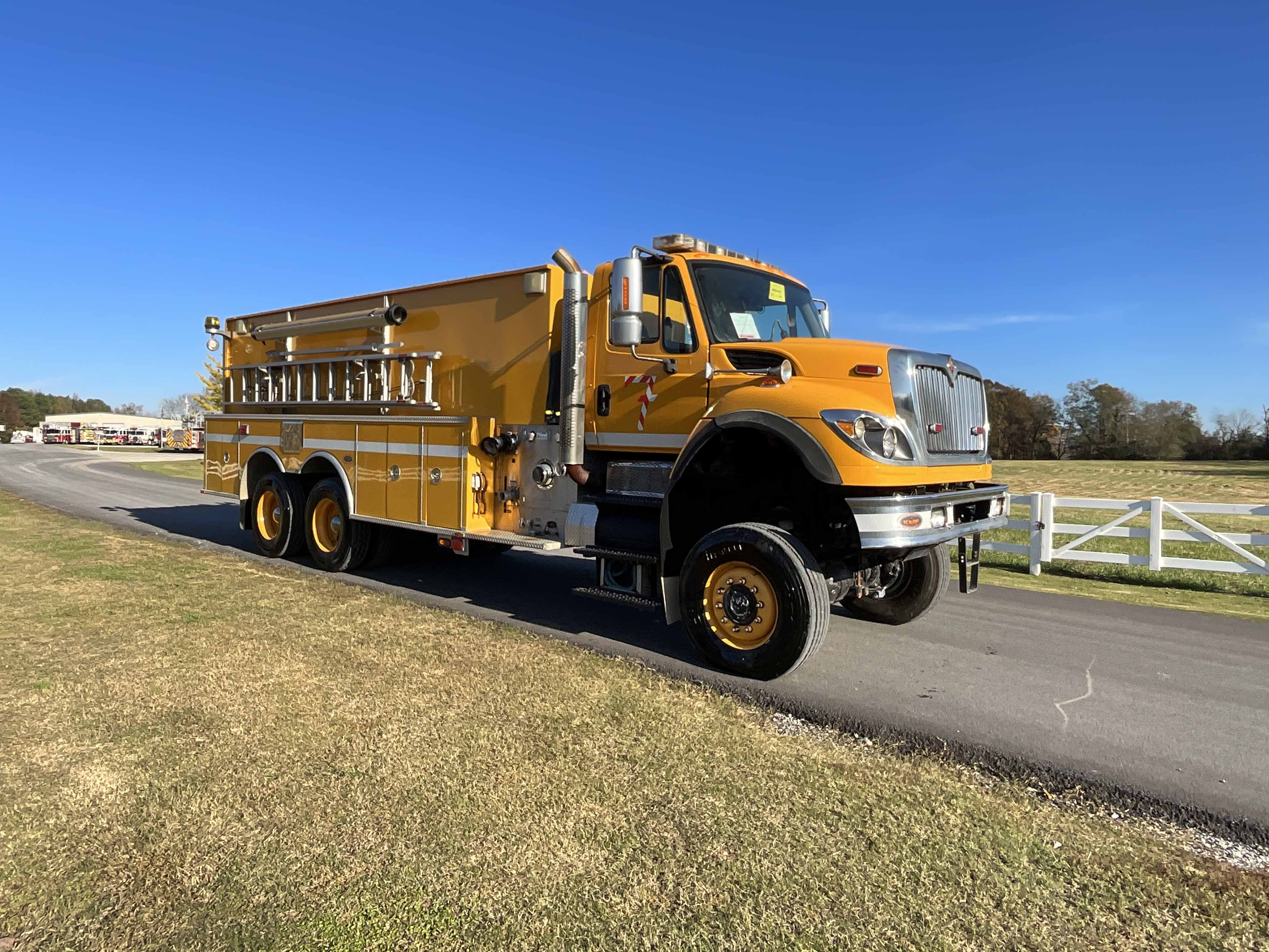 2009 KME International 6x6 Commercial Pumper Tanker | Used Truck Details