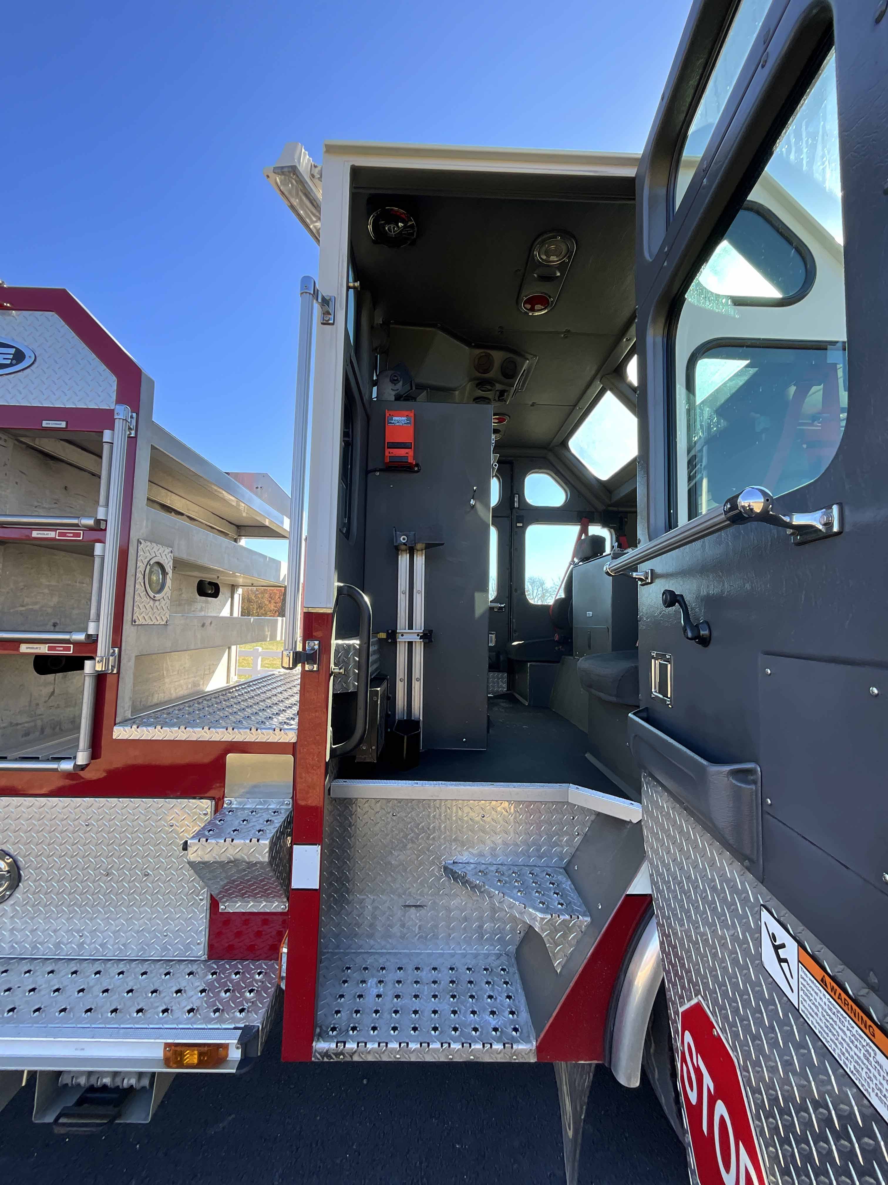 2004 E-One Cyclone II Rescue Pumper | Firetrucks Unlimited