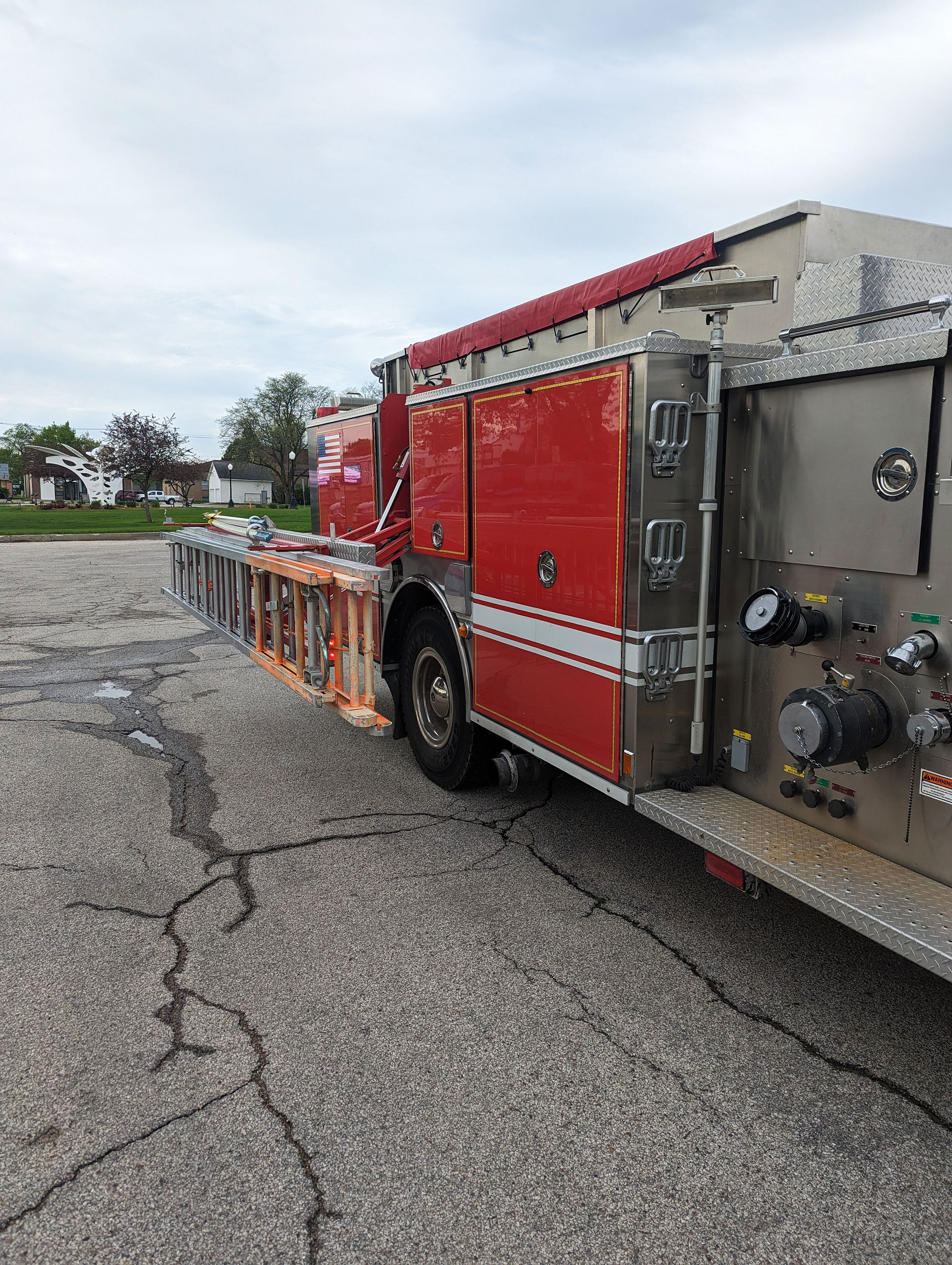 2000 HME Predator Pumper | Firetrucks Unlimited
