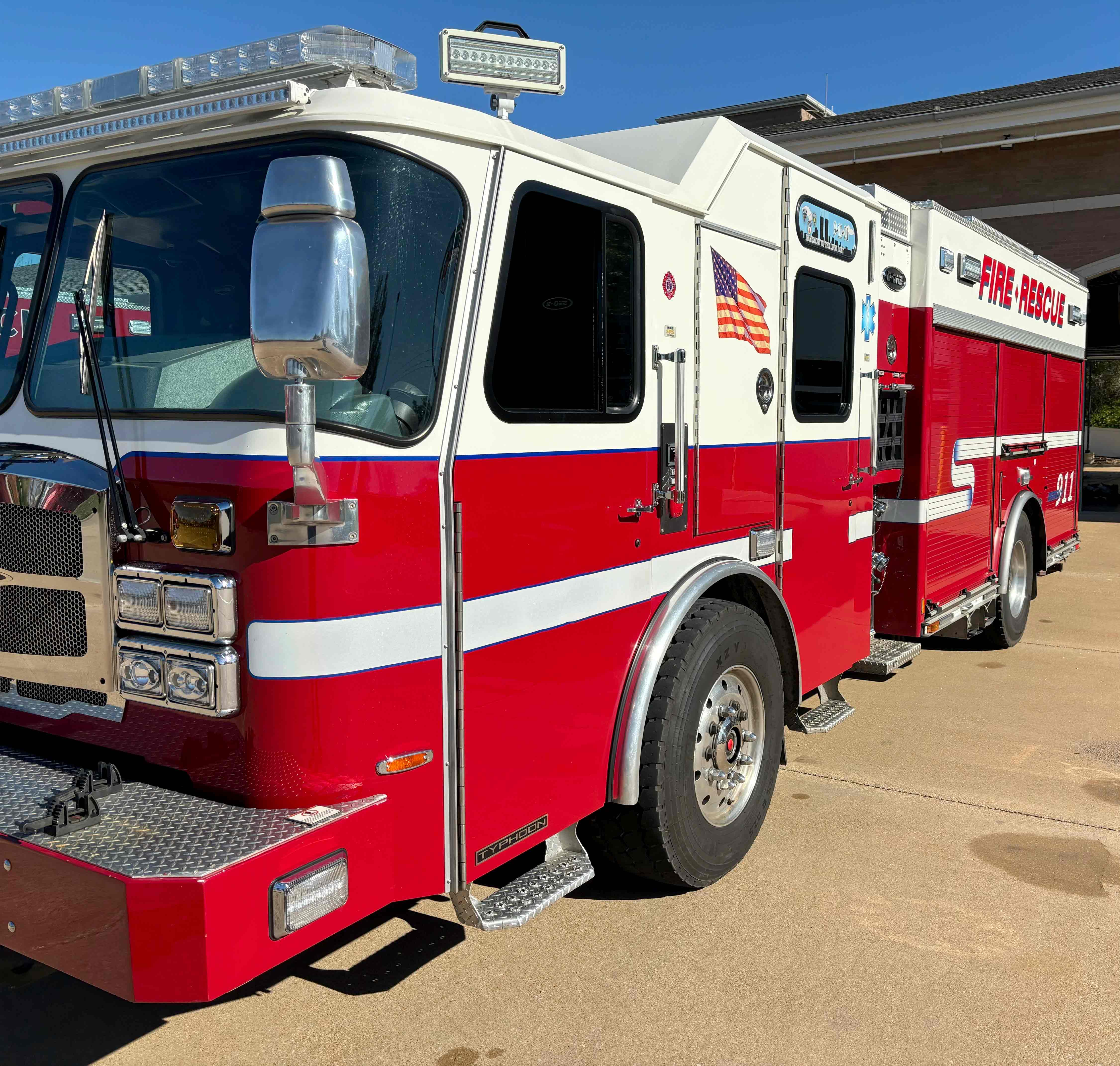 2017 E-One Typhoon Rescue Pumper | Used Truck Details