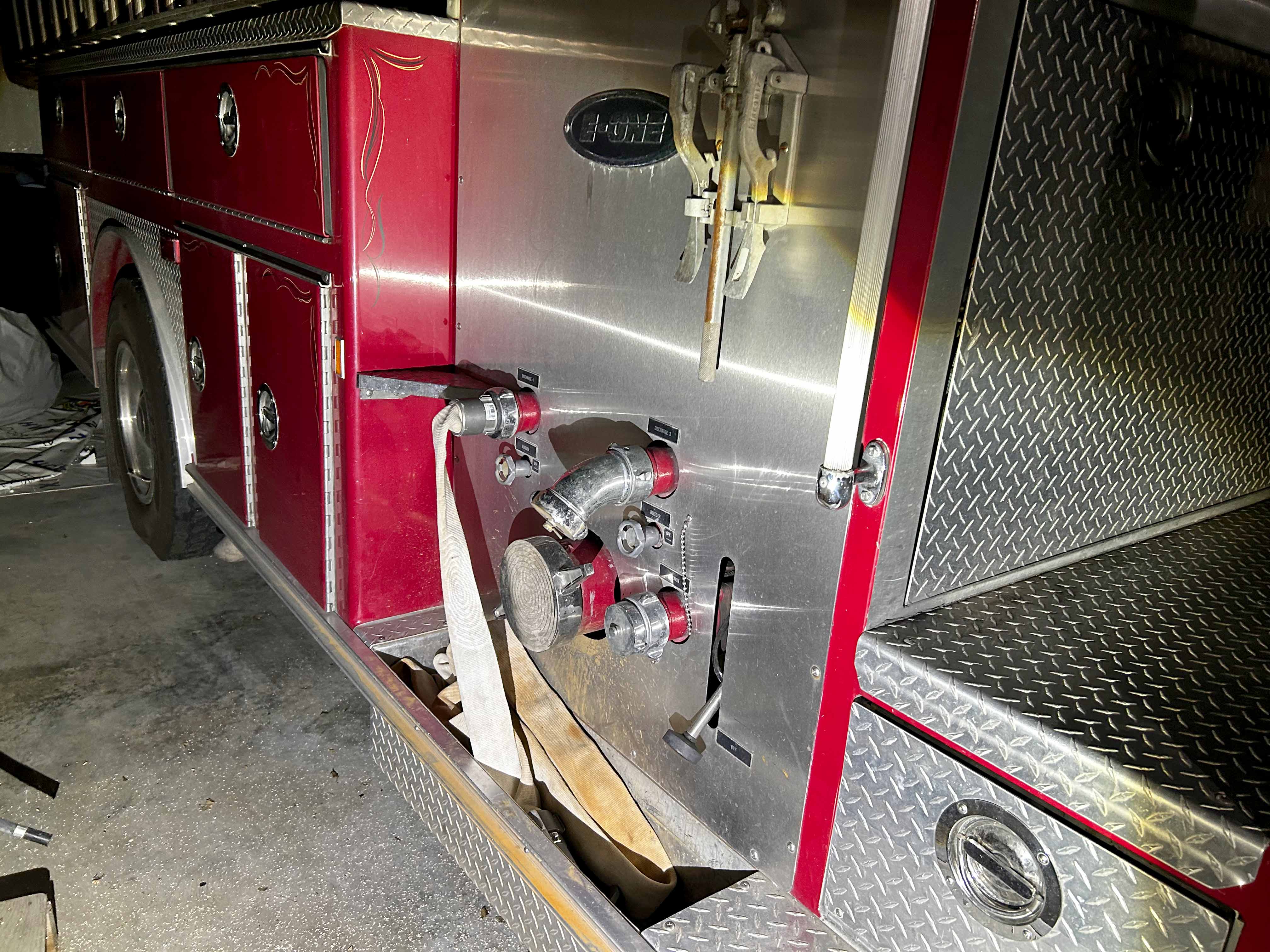 1990 E-One Ford Commercial Pumper | Used Truck Details