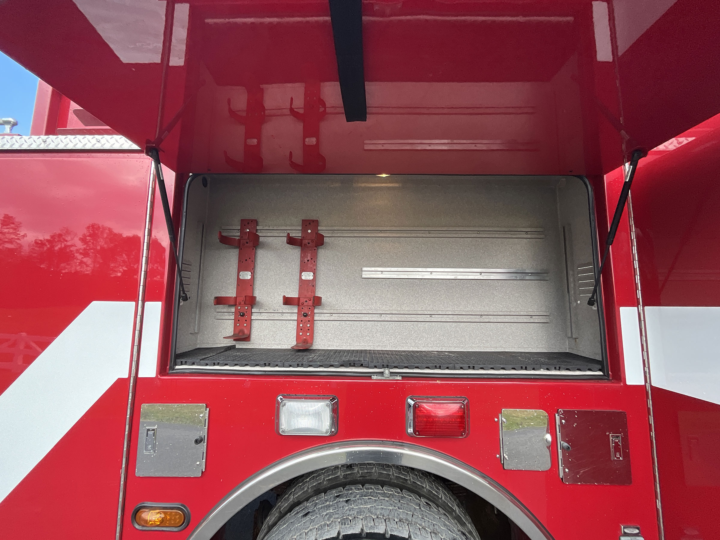 2006 Pierce Enforcer Pumper | Used Truck Details