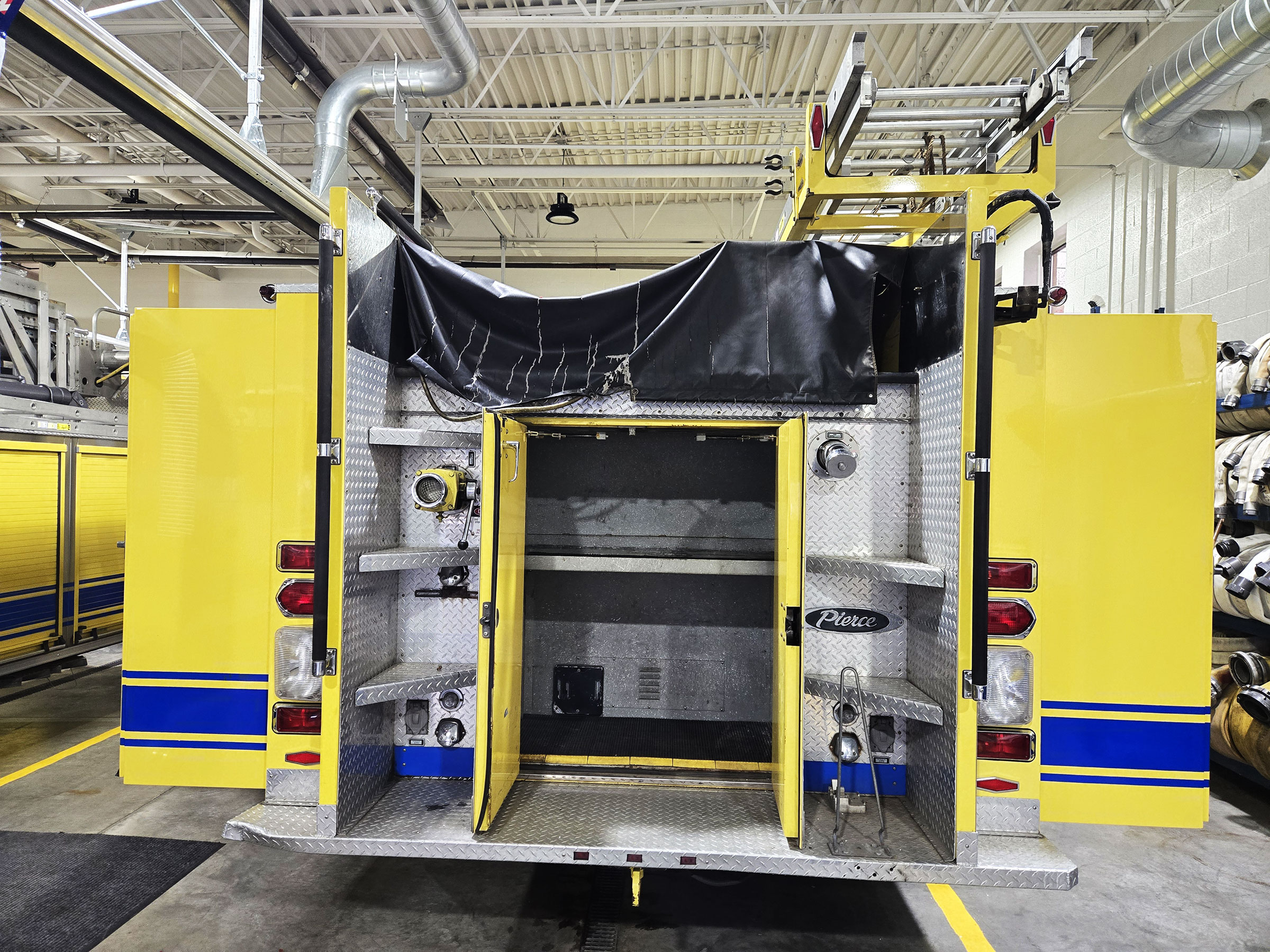 1993 Pierce Lance Rescue Pumper | Firetrucks Unlimited