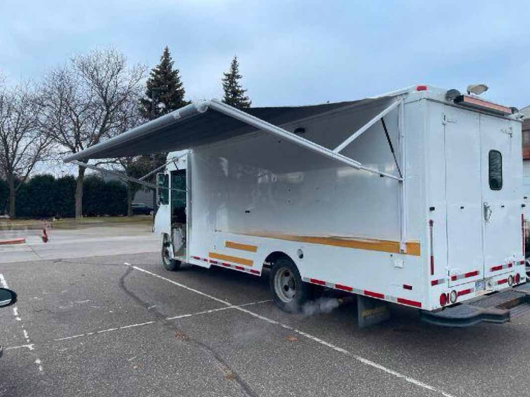 2002 GM Workhorse Command Unit | Used Truck Details