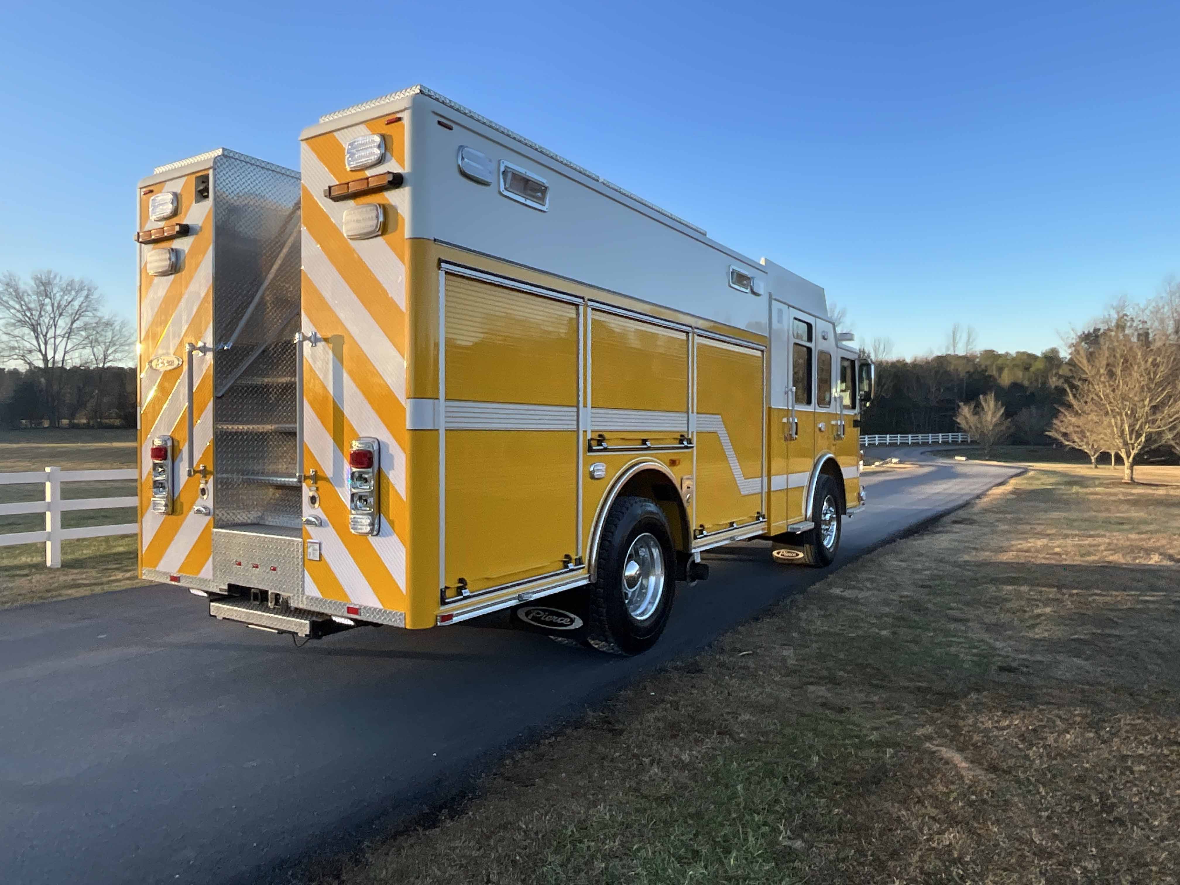2017 Pierce Heavy Rescue | Firetrucks Unlimited
