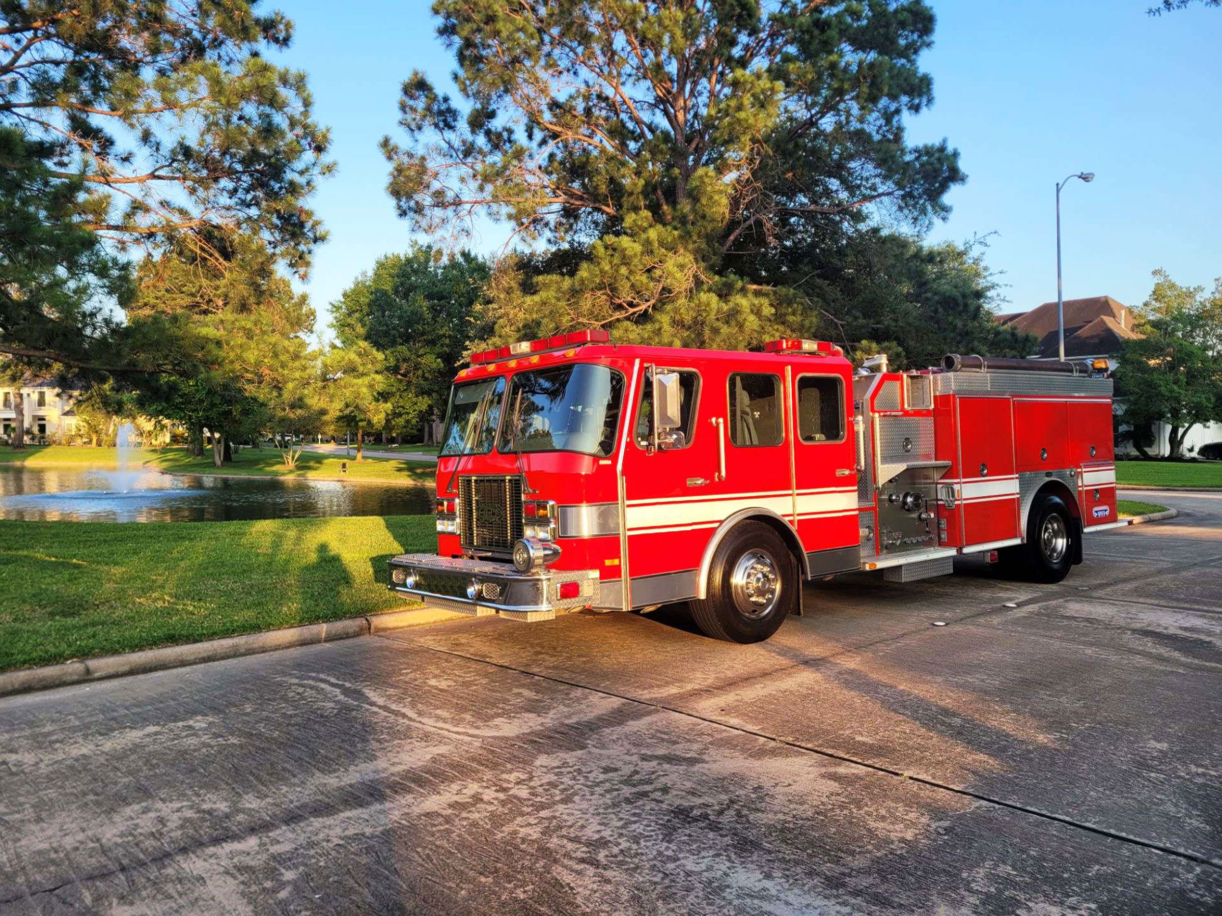 1999 E-One Cyclone II Pumper | Used Truck Details