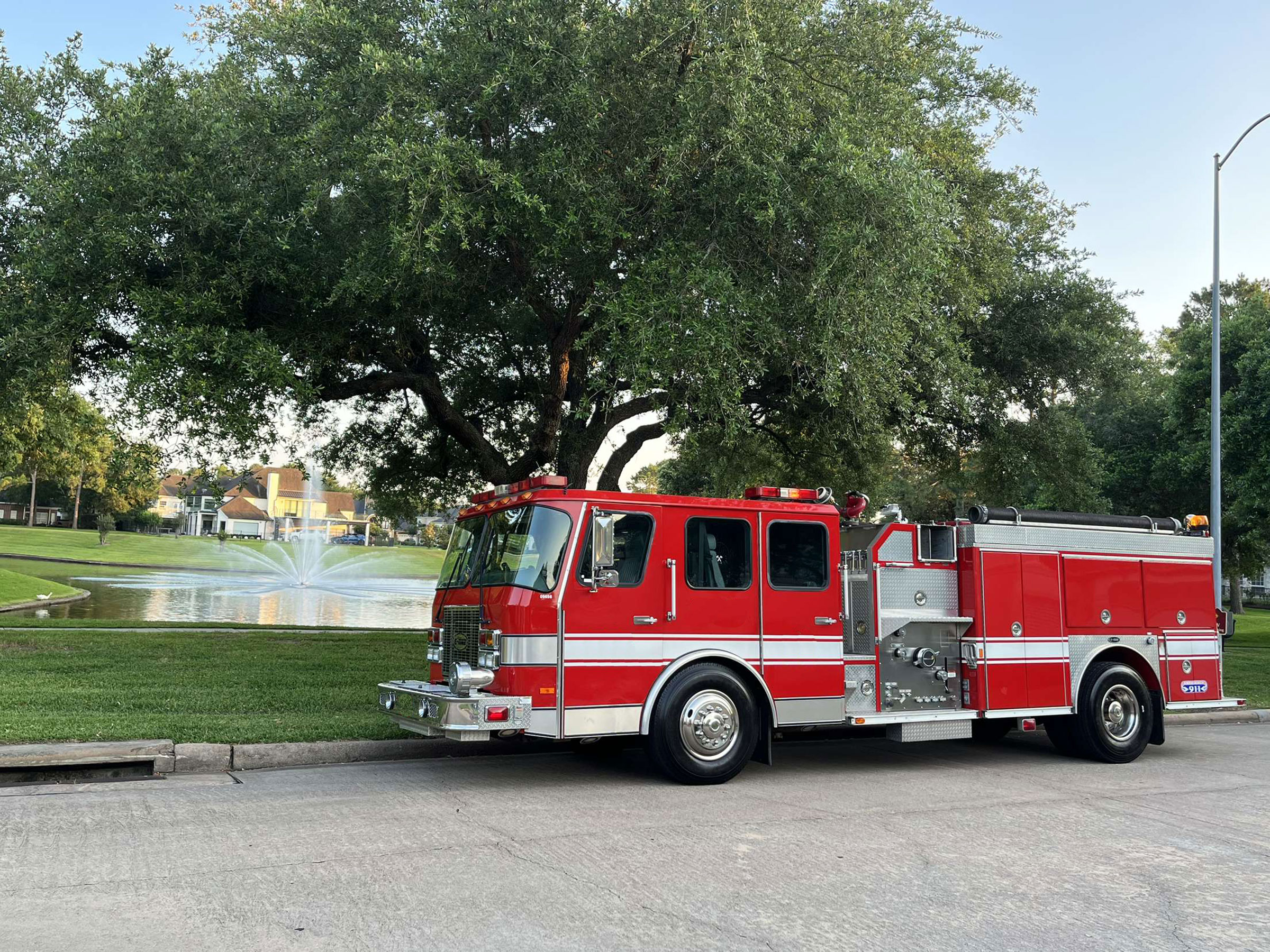 1999 E-One Cyclone II Pumper | Used Truck Details