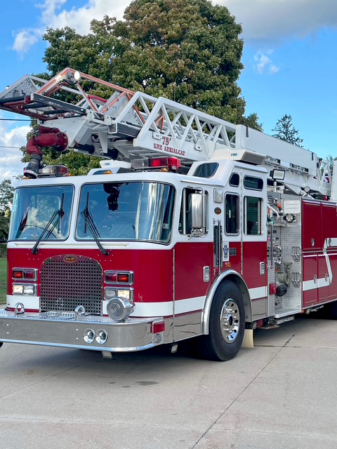 1998 KME 75' Quint | Used Truck Details