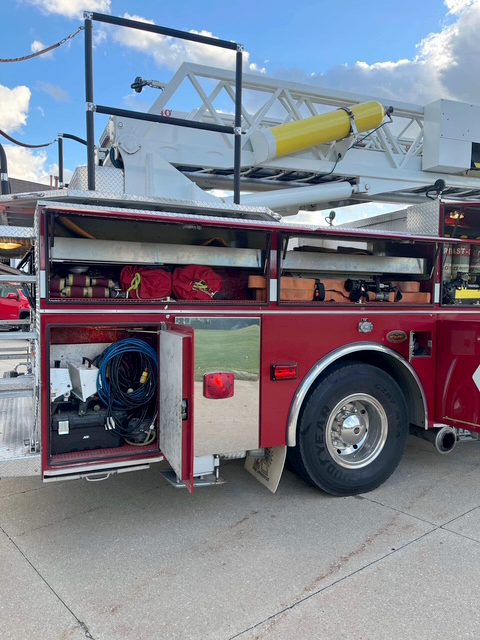 1998 KME 75' Quint | Used Truck Details