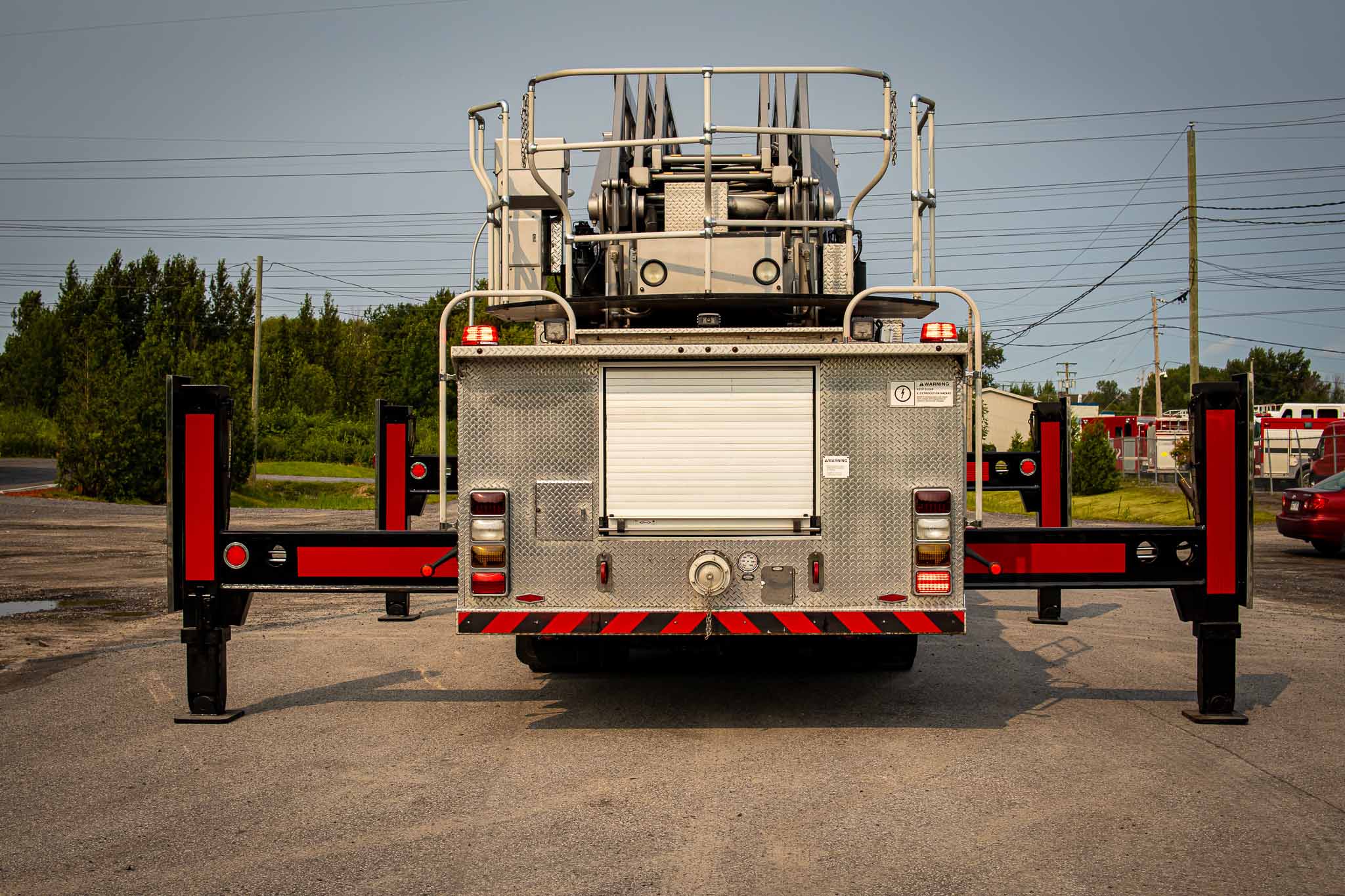 2008 Pierce 100' Platform | Used Truck Details