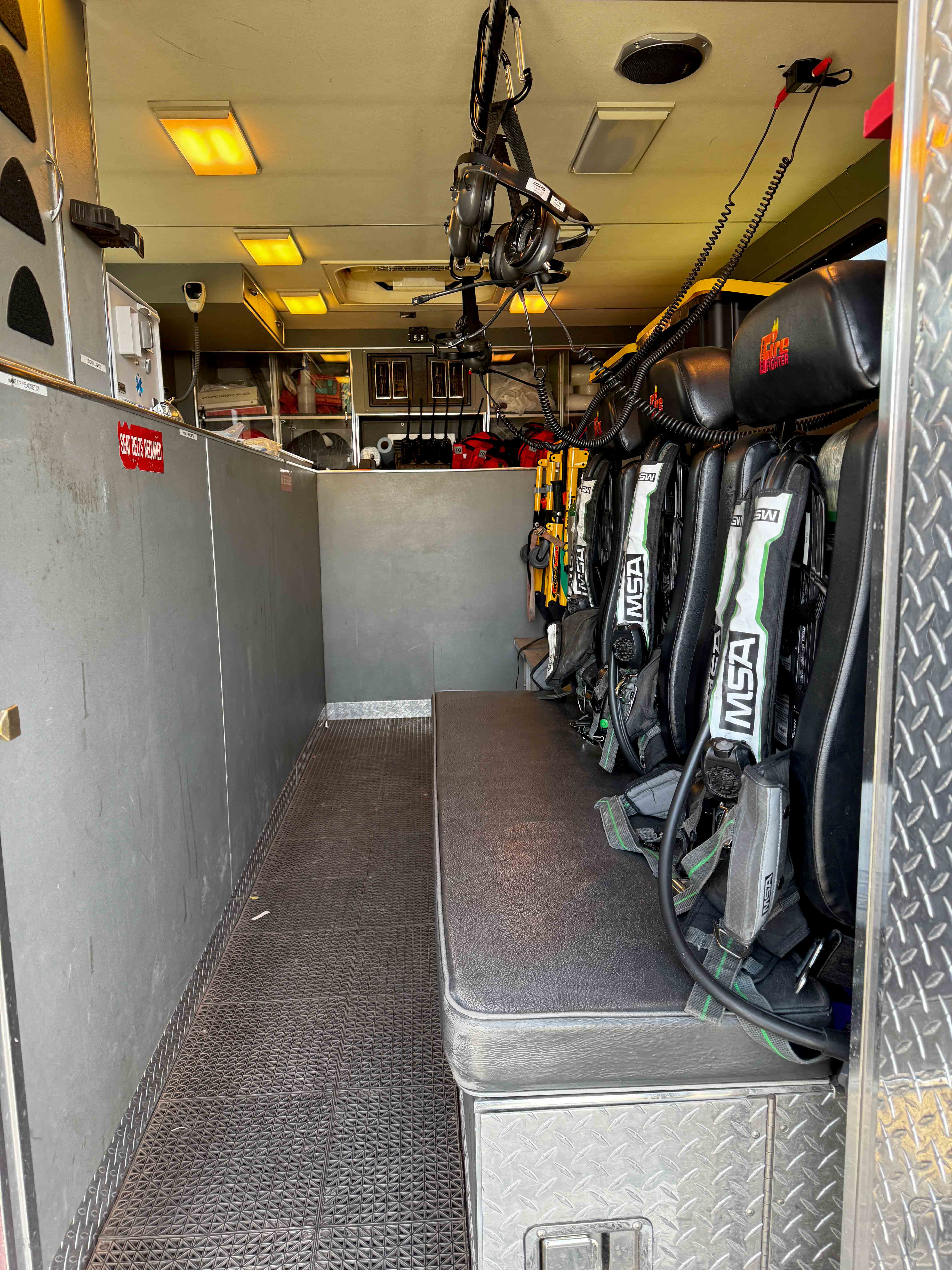 1995 EVI International Commercial Walk-In Rescue | Used Truck Details