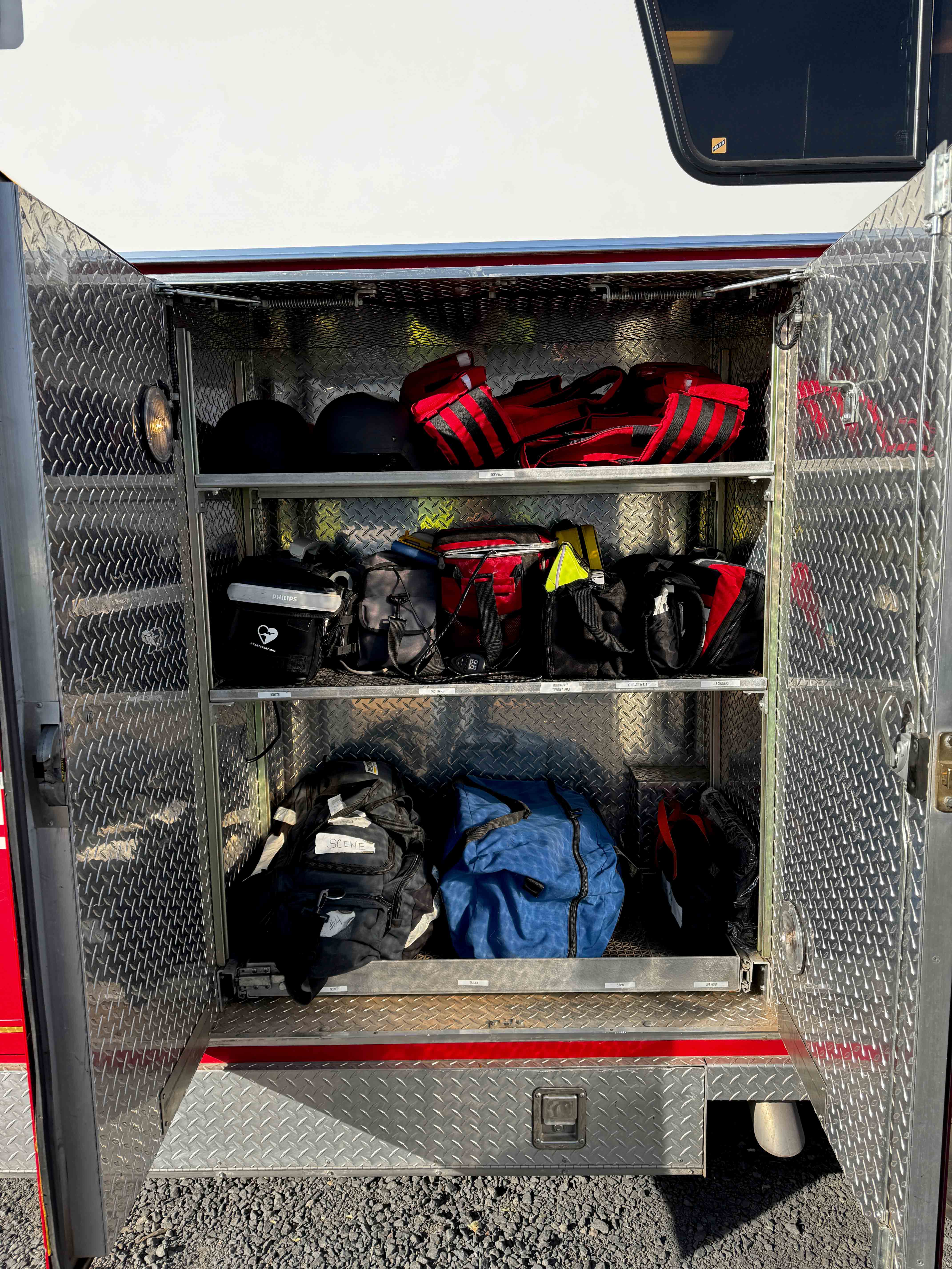 1995 EVI International Commercial Walk-In Rescue | Used Truck Details