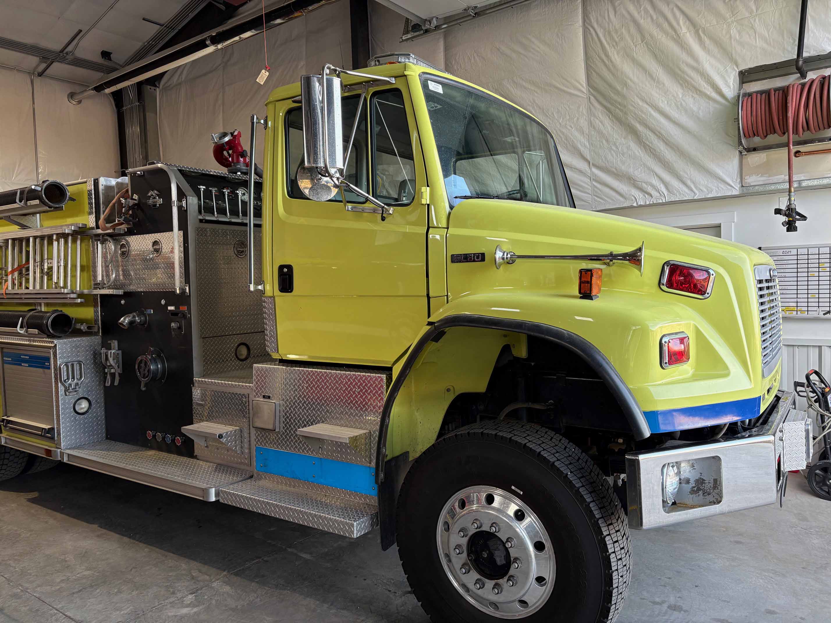 2004 American LaFrance Freightliner 4x4 Commercial Pumper | Firetrucks ...