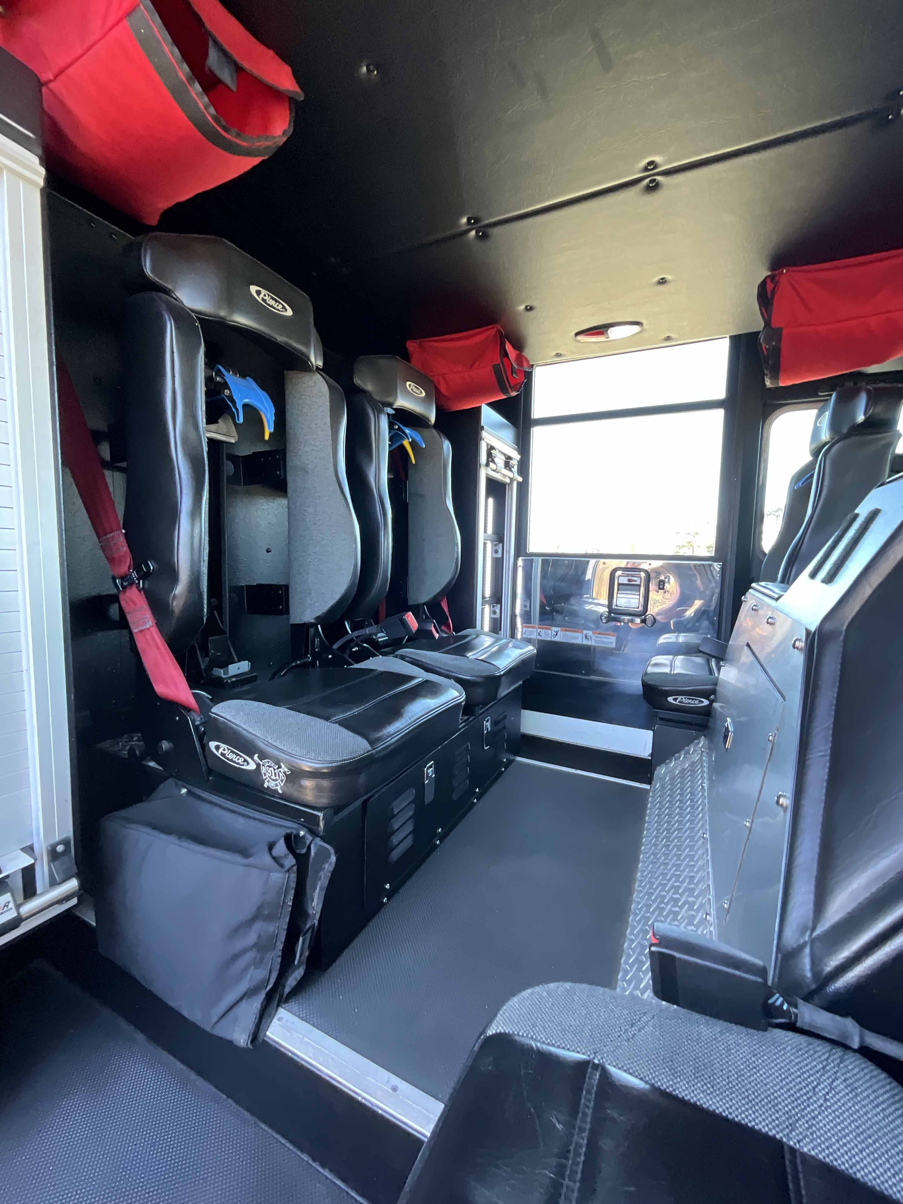 2013 Pierce Arrow XT 105' Quint | Firetrucks Unlimited