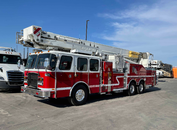 2004 Saulsbury E-One Bronto Skylift 114' Platform | Firetrucks Unlimited