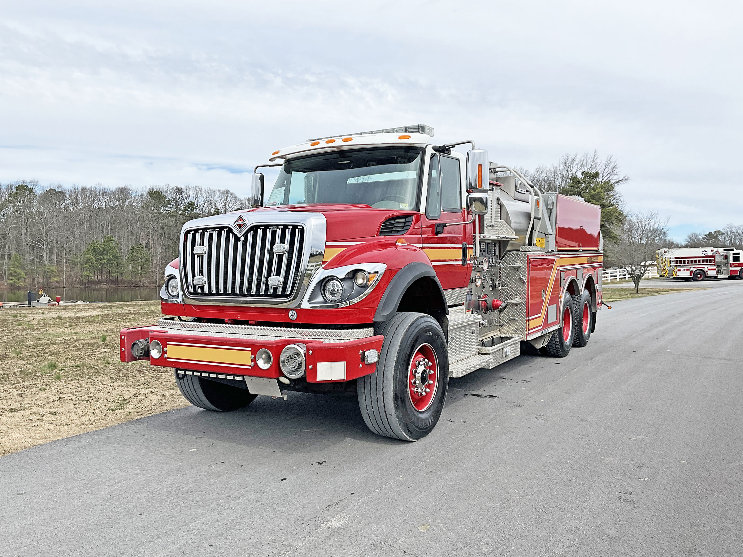 2010 Pierce International 6x4 Commercial Elliptical Tanker | Used Truck ...
