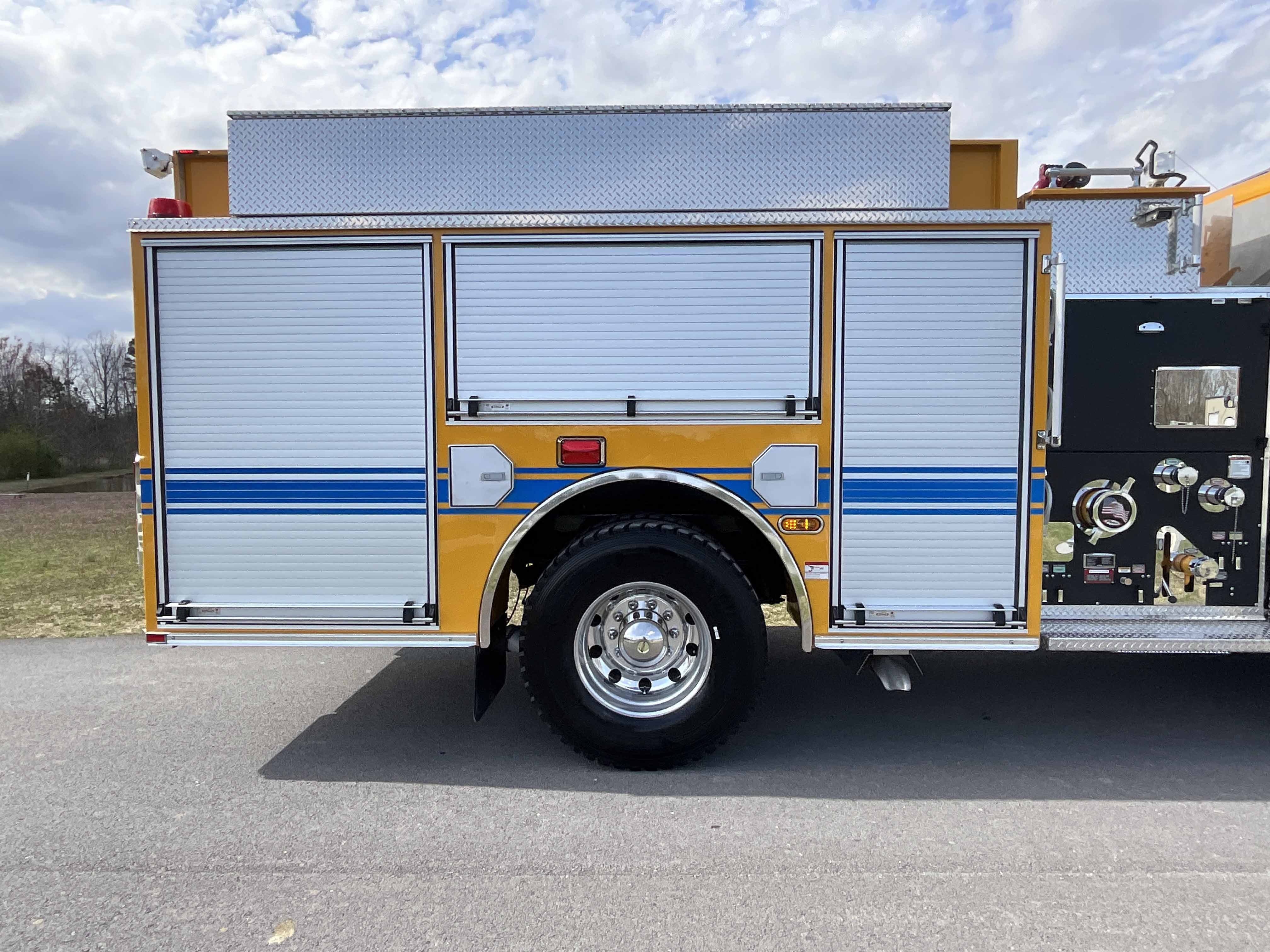 2015 Pierce Freightliner Commercial Pumper | Firetrucks Unlimited