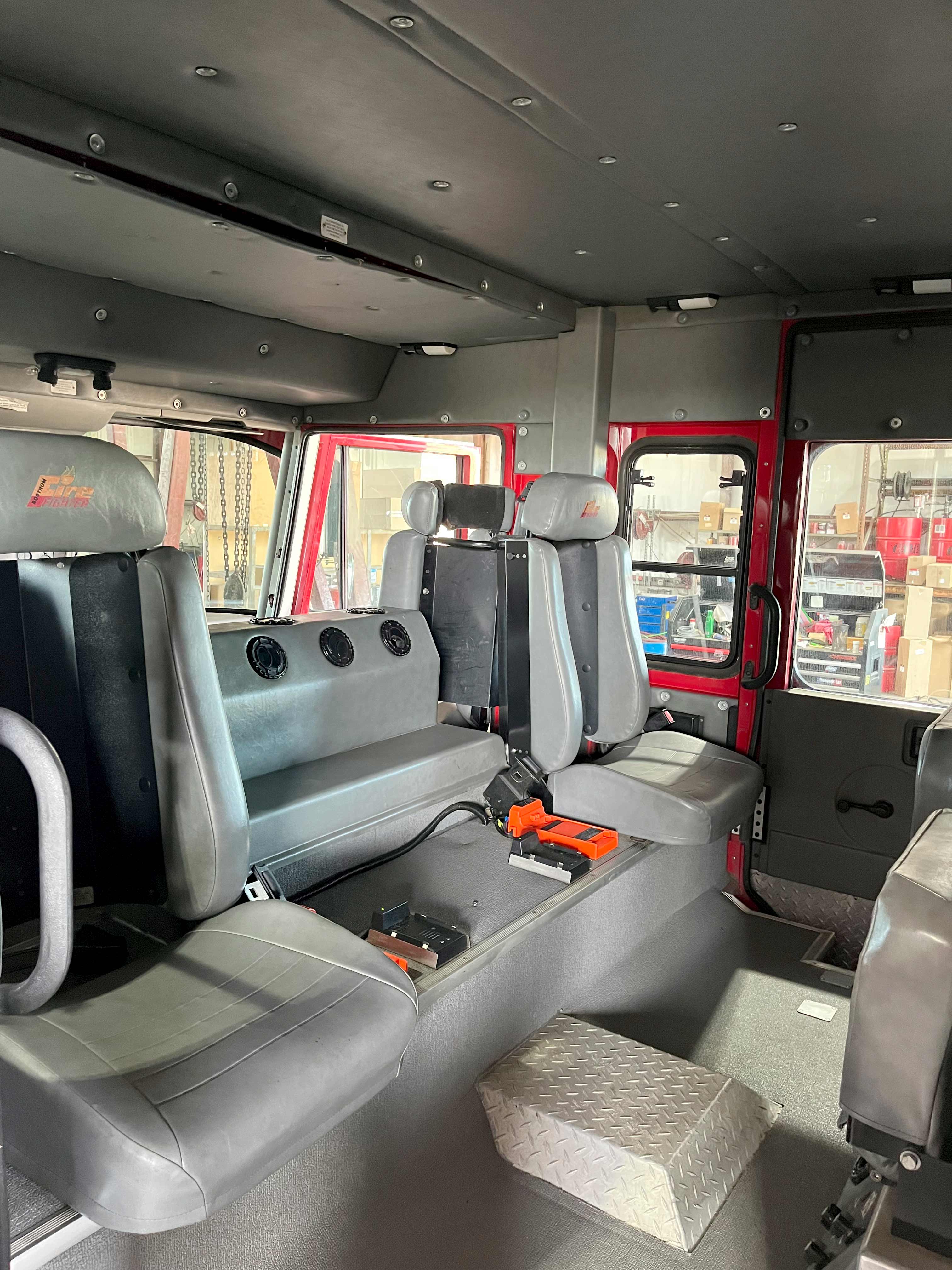 1998 Spartan 95' Mid-Mount Platform | Firetrucks Unlimited