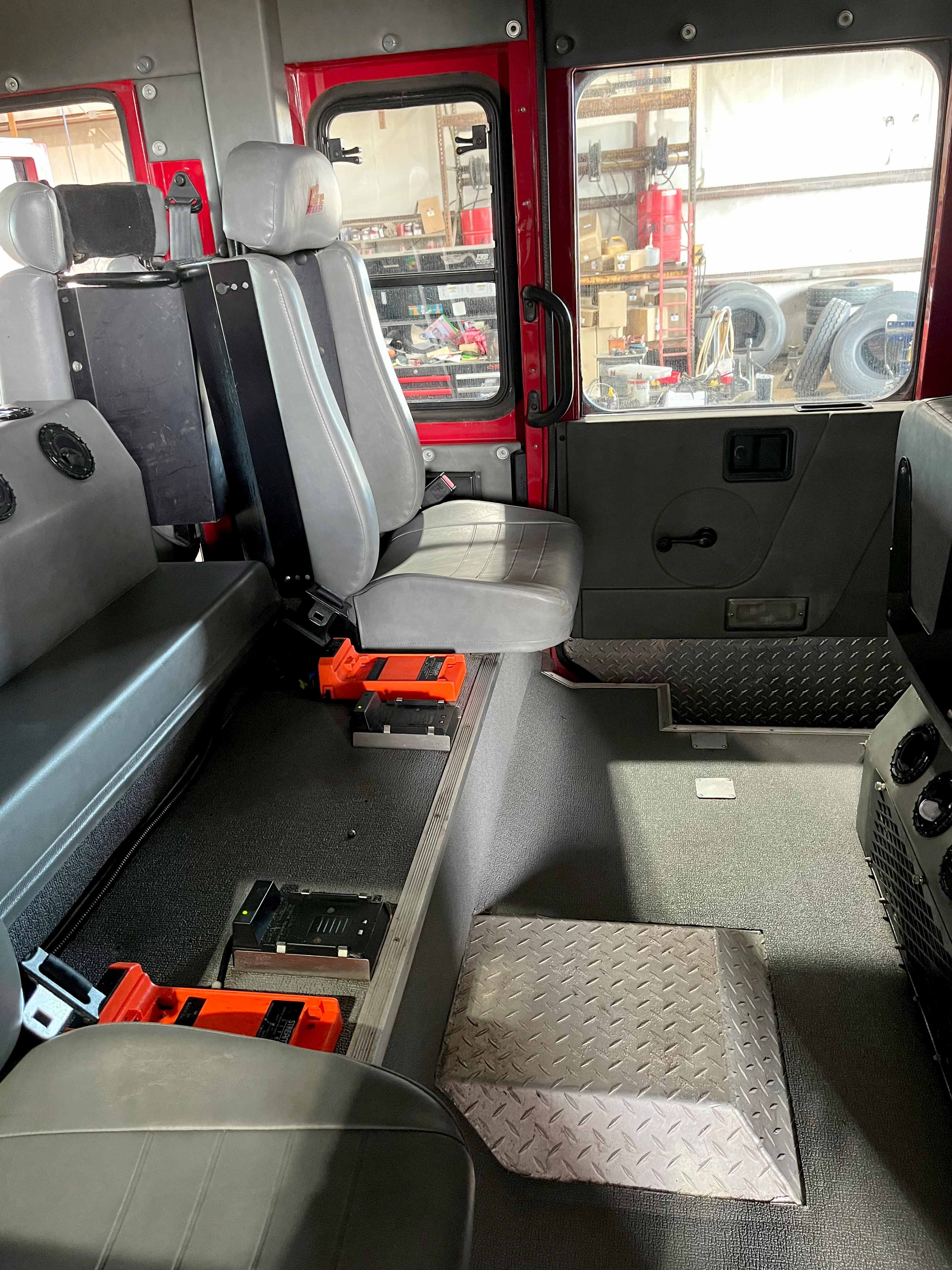 1998 Spartan 95' Mid-Mount Platform | Firetrucks Unlimited