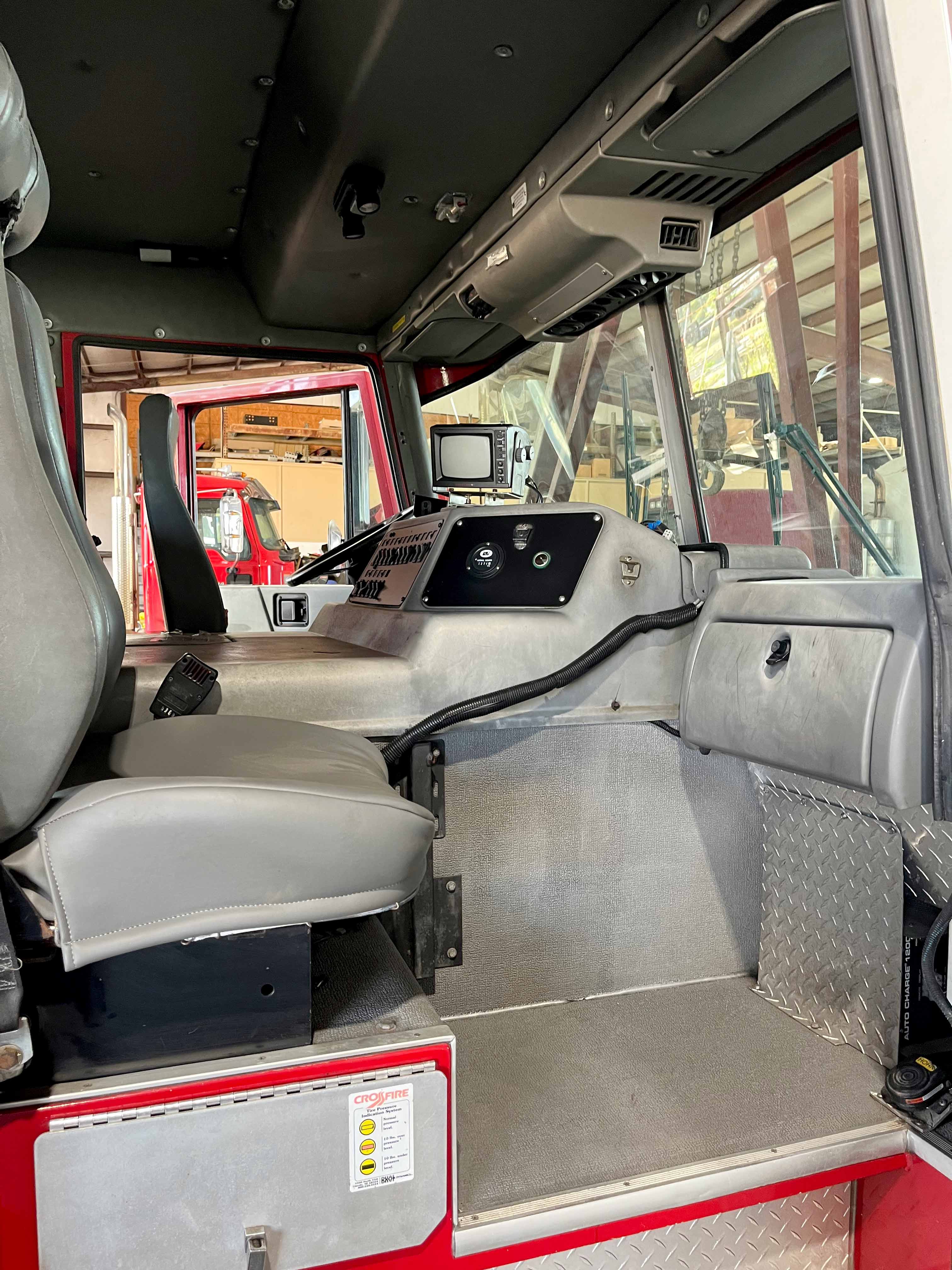 1998 Spartan 95' Mid-Mount Platform | Firetrucks Unlimited