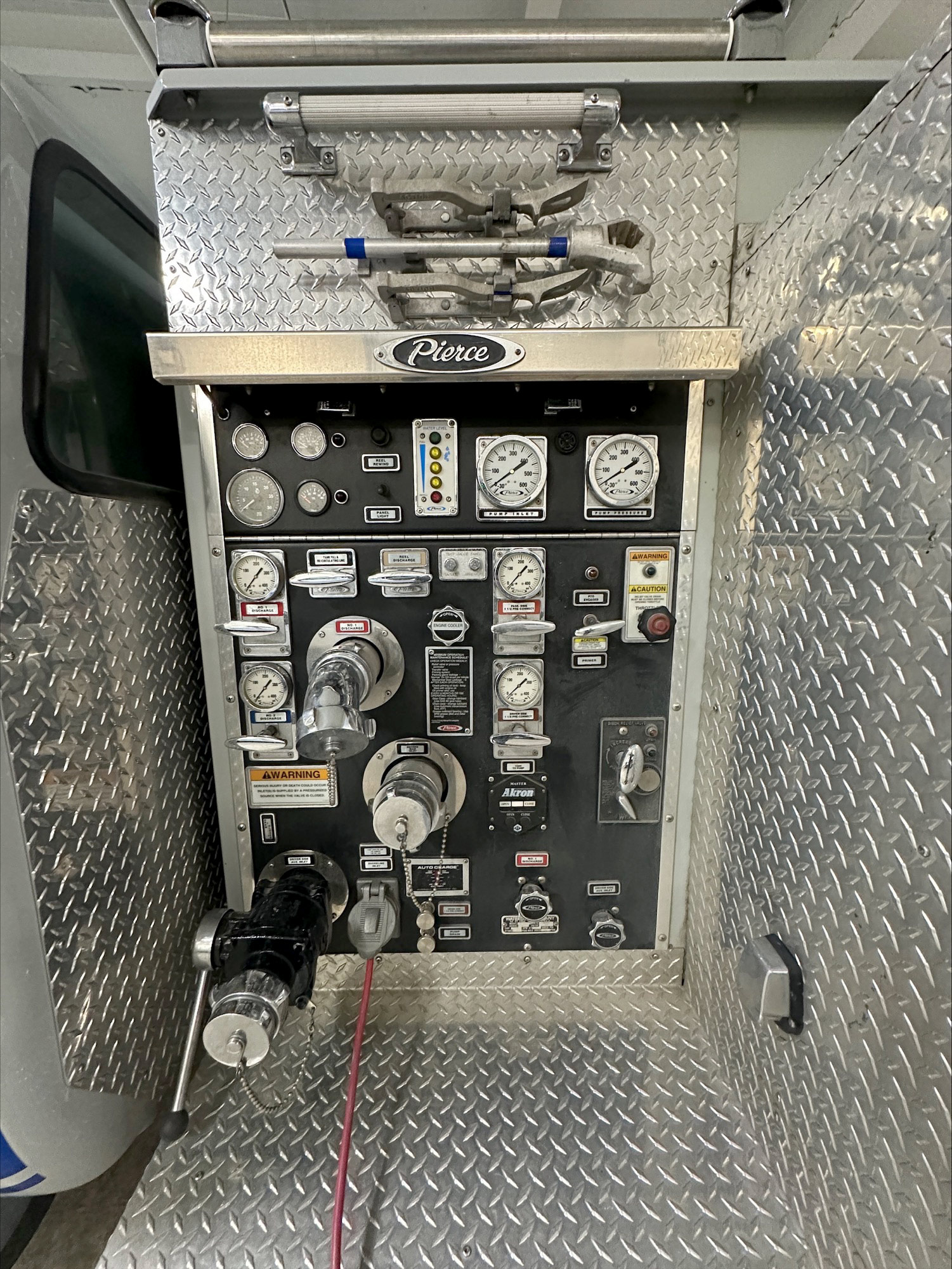 2000 Pierce Ford 4x4 Commercial Mini Pumper | Used Truck Details