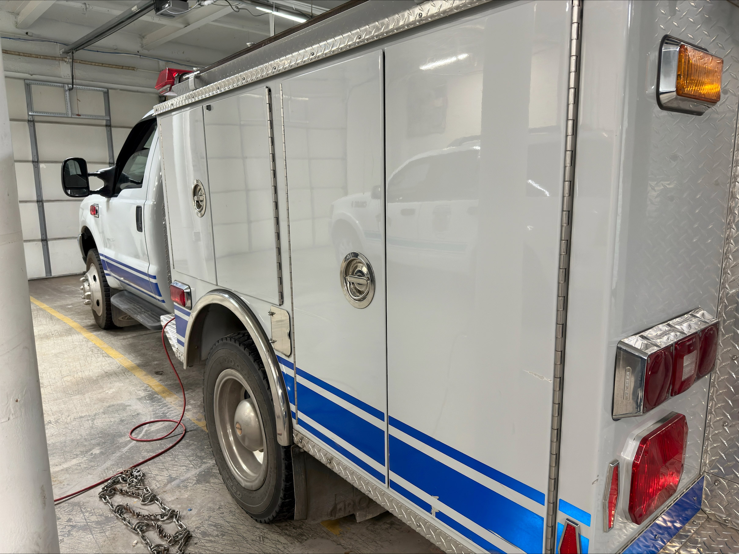 2000 Pierce Ford 4x4 Commercial Mini Pumper | Used Truck Details