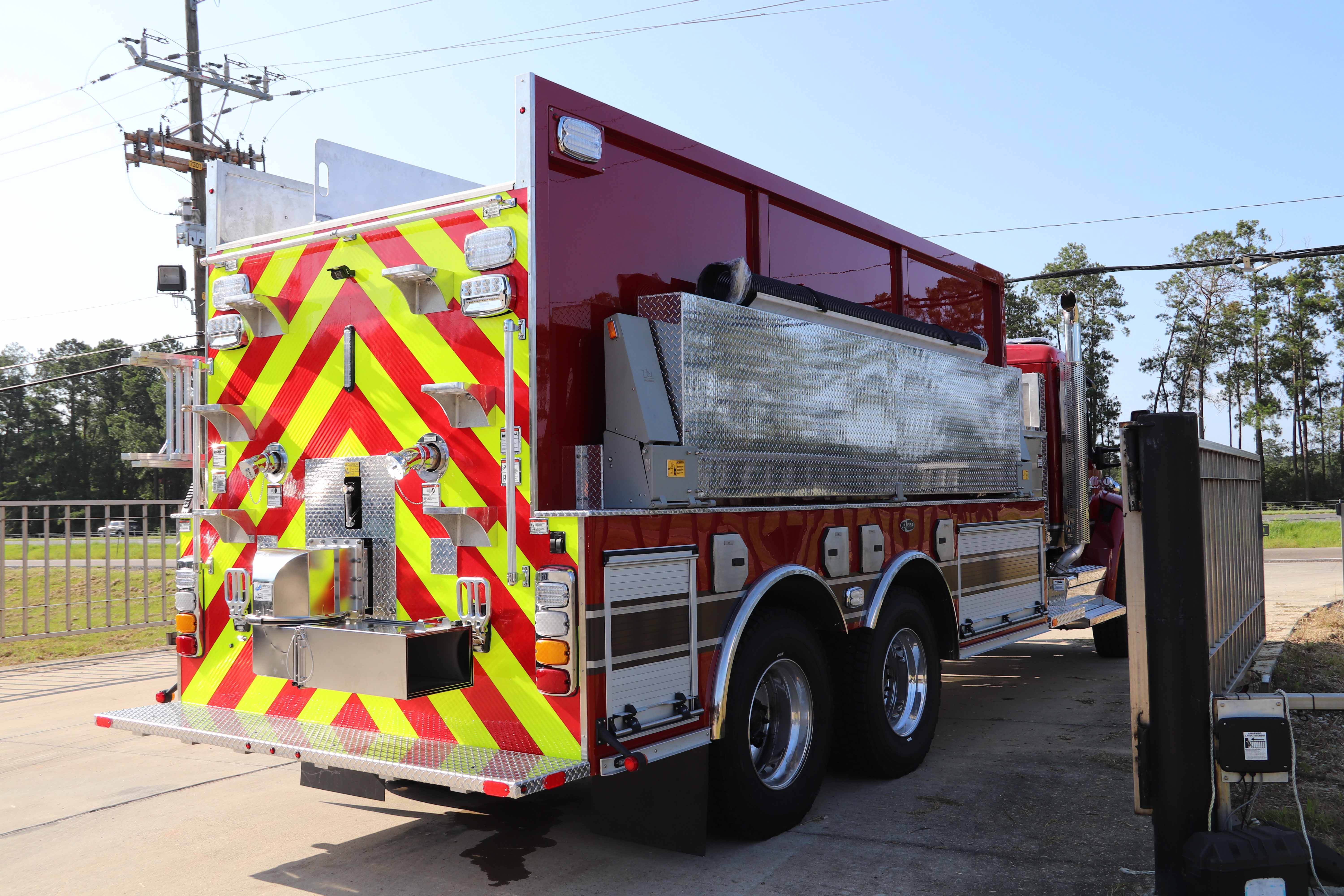 2025 US Fire Apparatus Kenworth Tandem-Axle Commercial Tanker ...