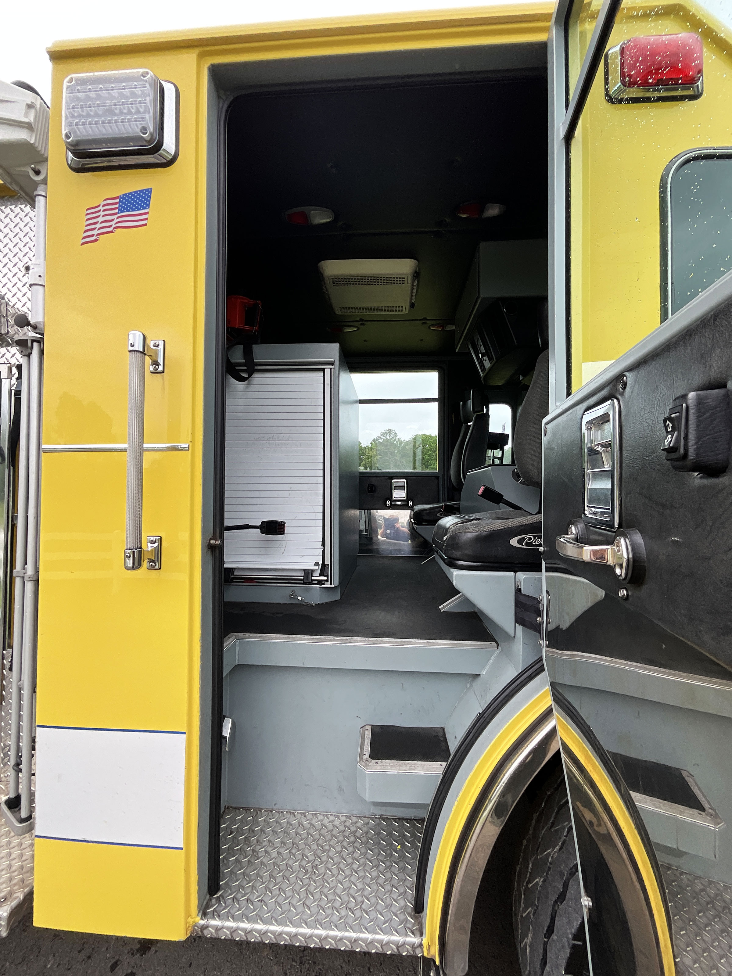 2003 Pierce Enforcer Pumper | Used Truck Details