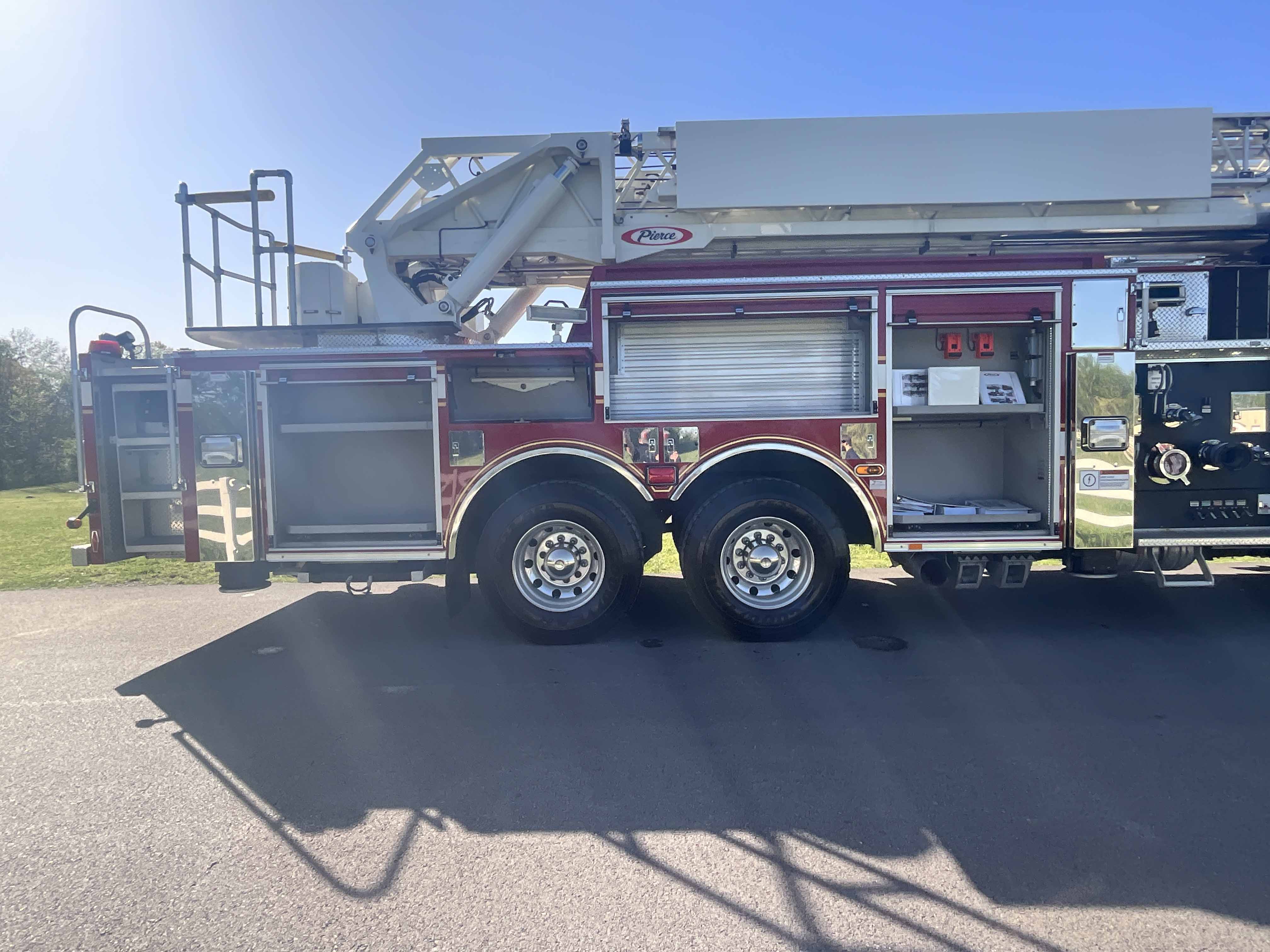 2013 Pierce Arrow XT 105' Quint | Used Truck Details