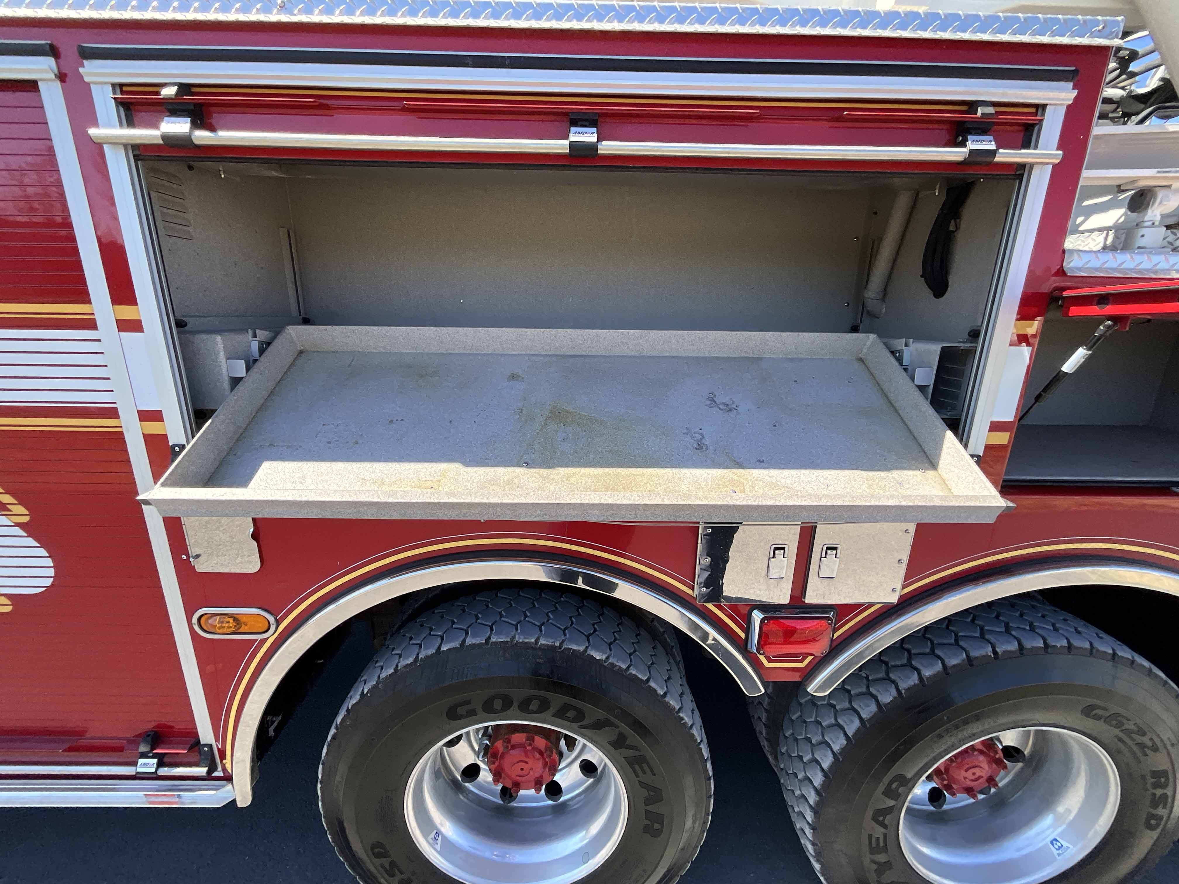 2013 Pierce Arrow XT 105' Quint | Used Truck Details