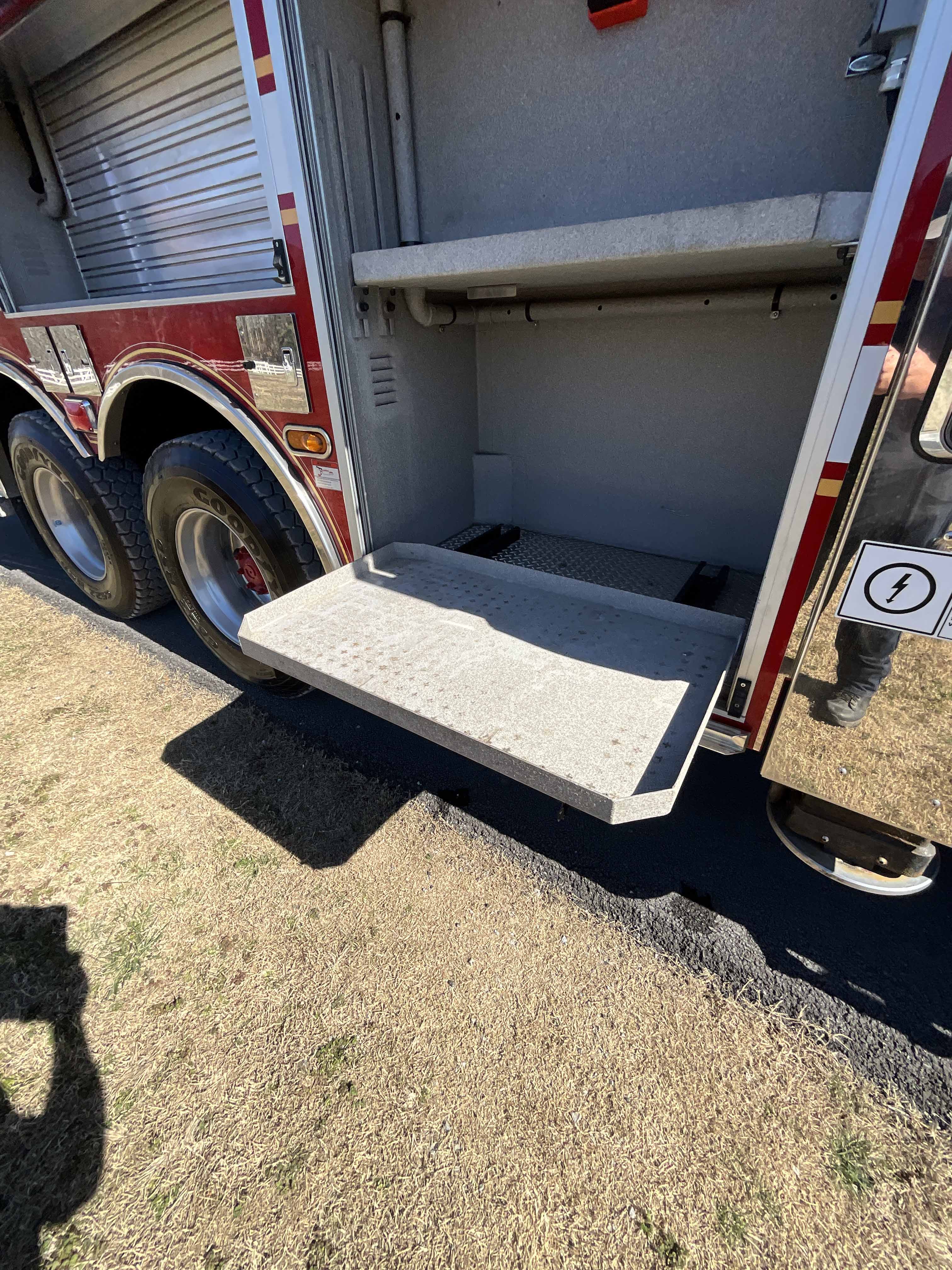 2013 Pierce Arrow XT 105' Quint | Used Truck Details