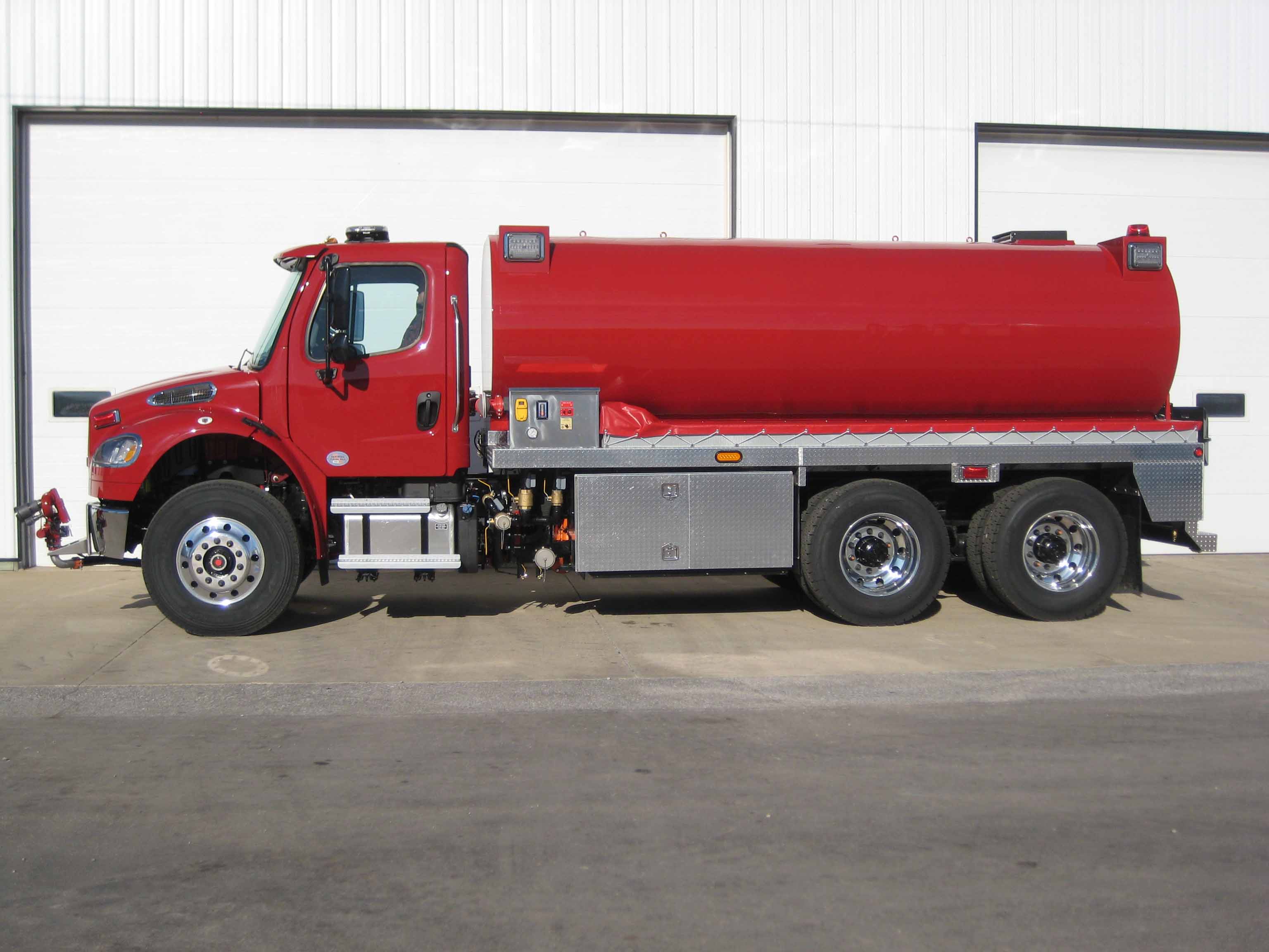 2018 Osco Freightliner Elliptical Tandem-Axle Tanker | Used Truck Details