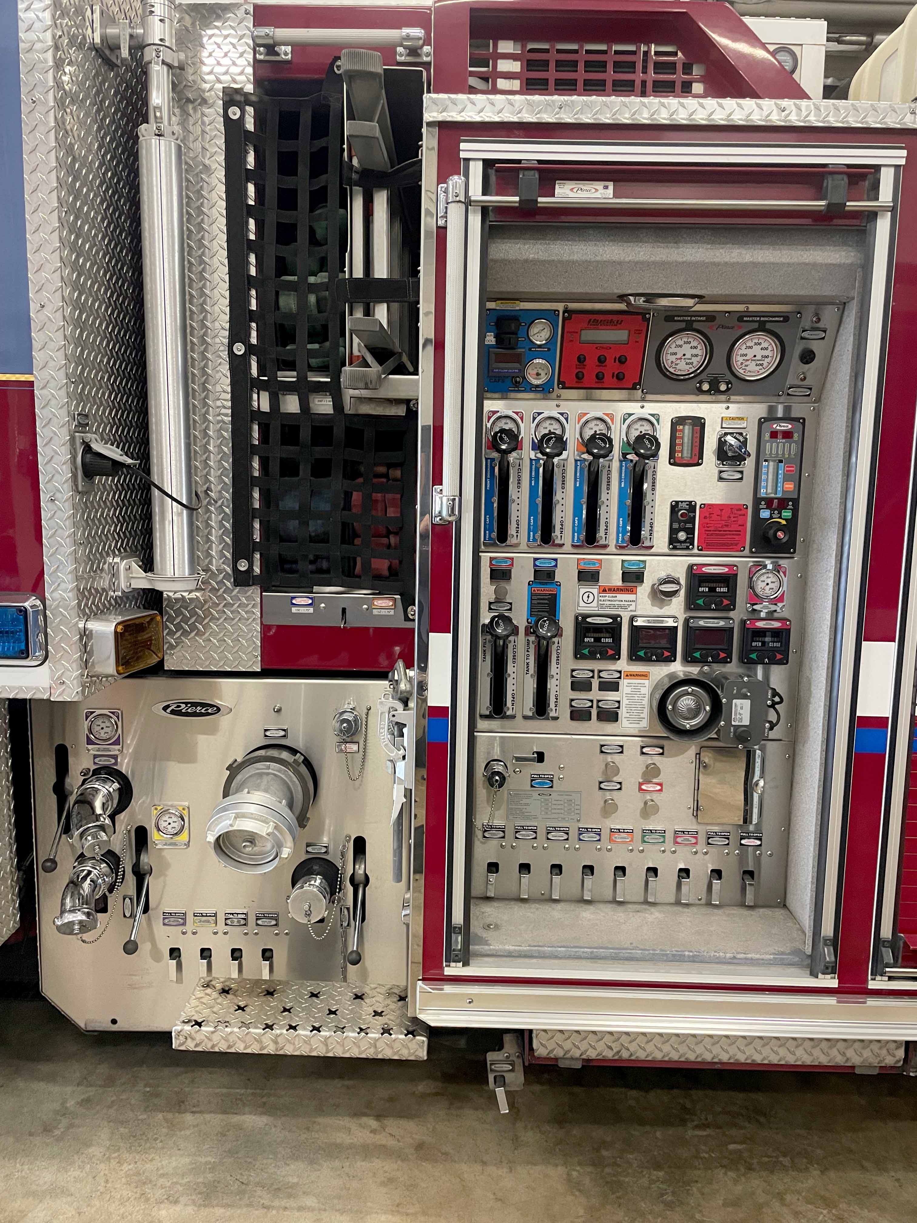 2010 Pierce Velocity 75' Aerial | Used Truck Details