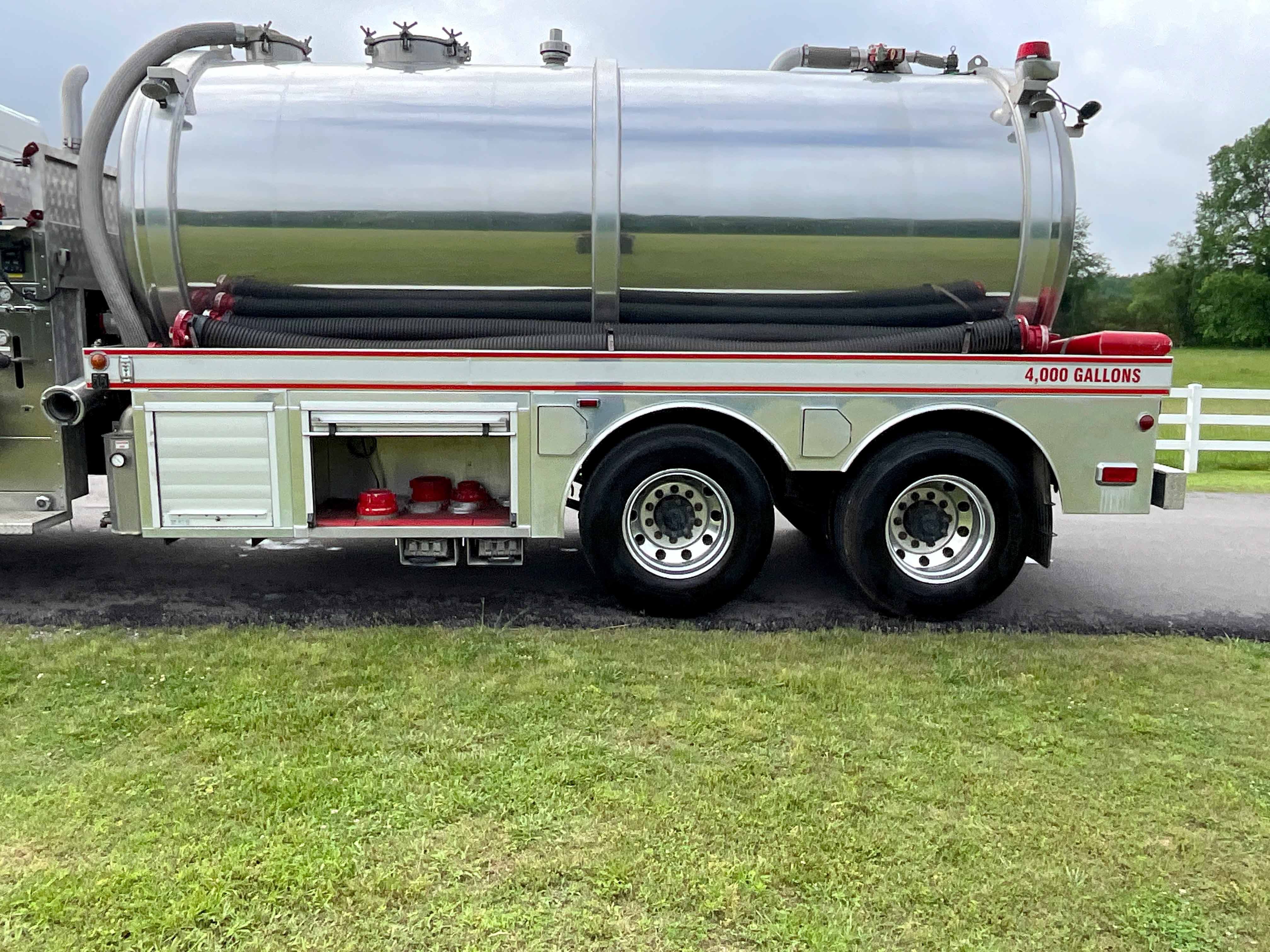 2009 EAM Freightliner Tandem-Axle Commercial Tanker | Firetrucks Unlimited