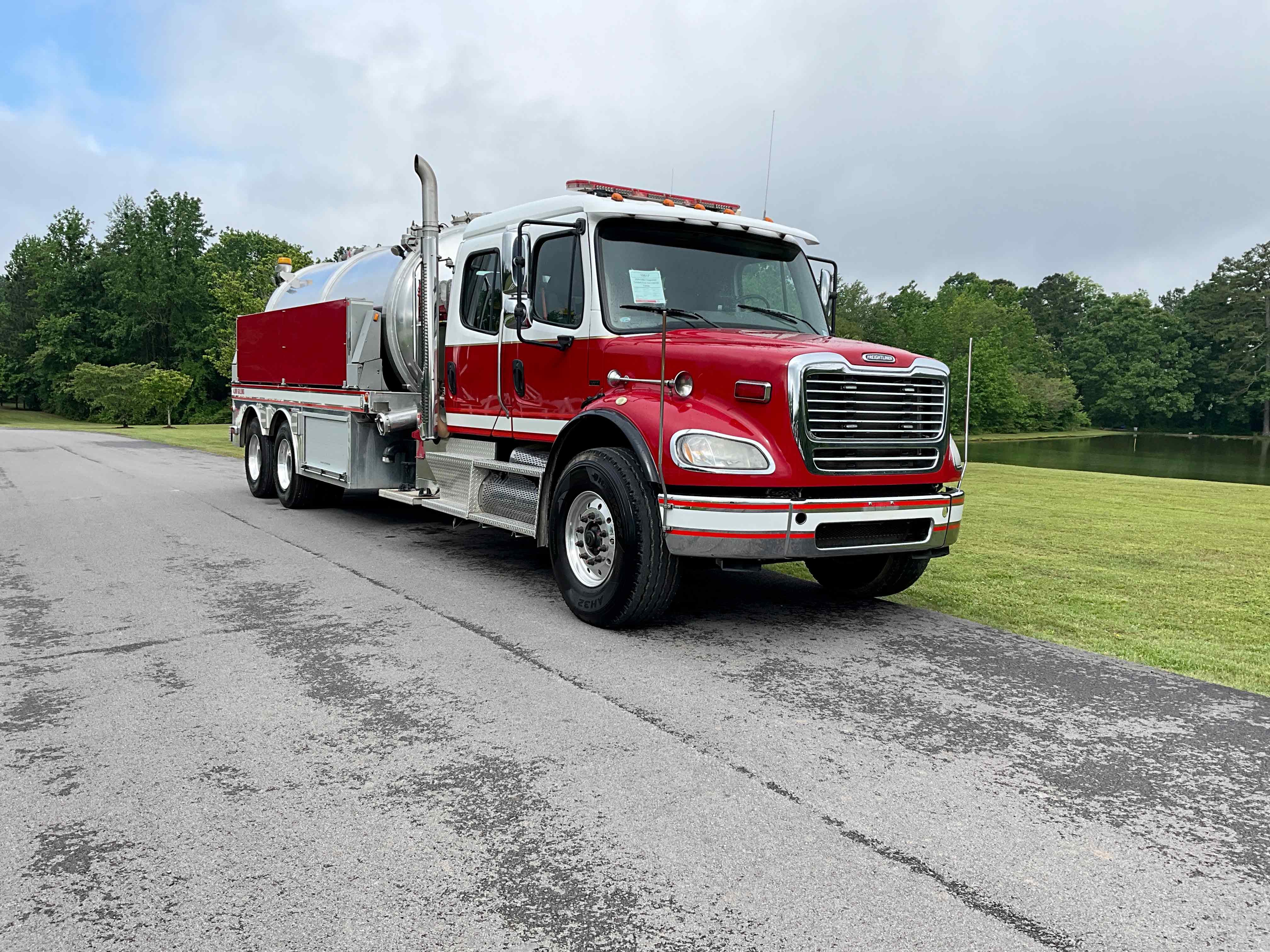 2009 EAM Freightliner Tandem-Axle Commercial Tanker | Firetrucks Unlimited