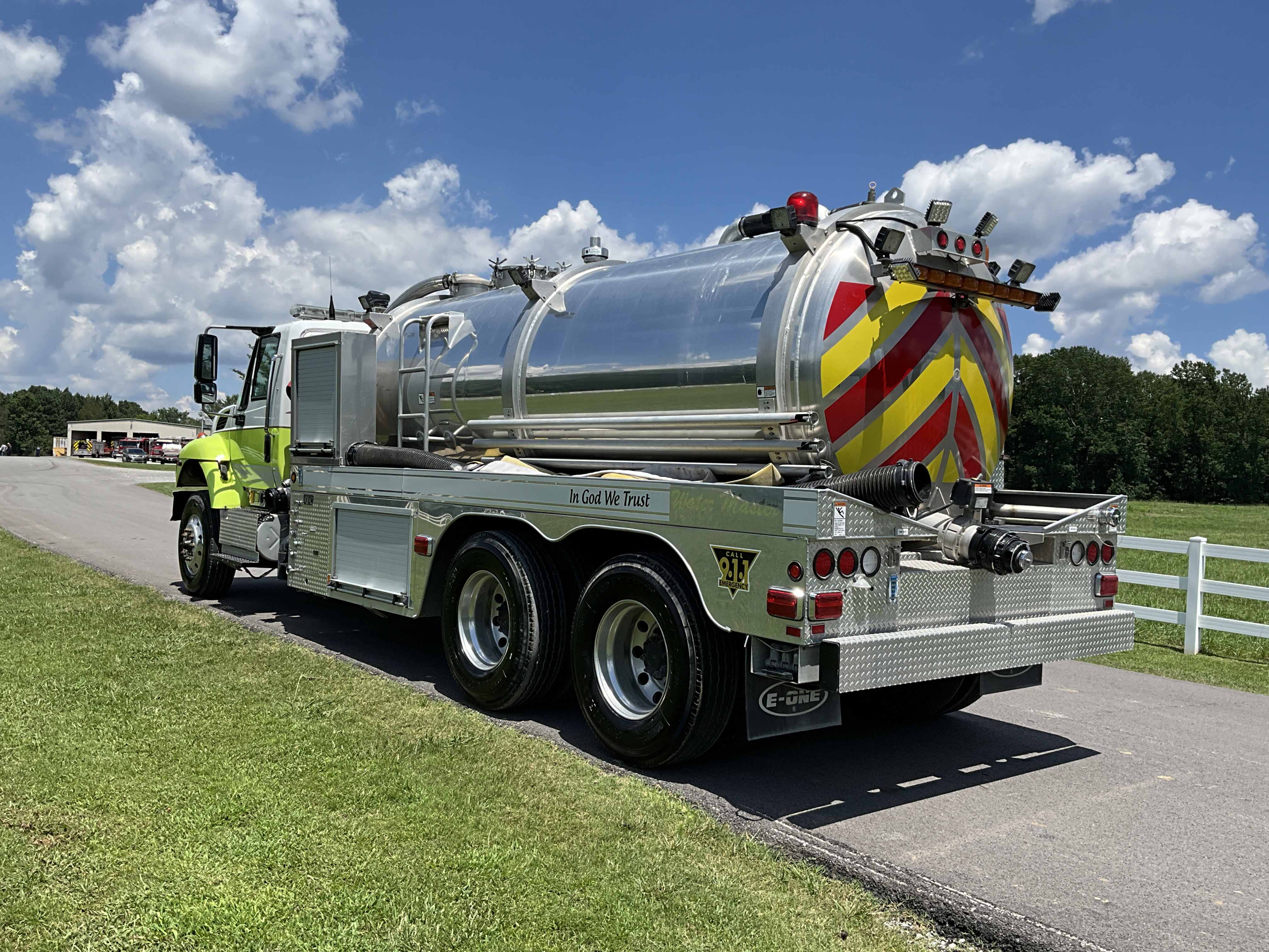 2010 E-One International Commercial Tandem-Axle Tanker | Firetrucks ...