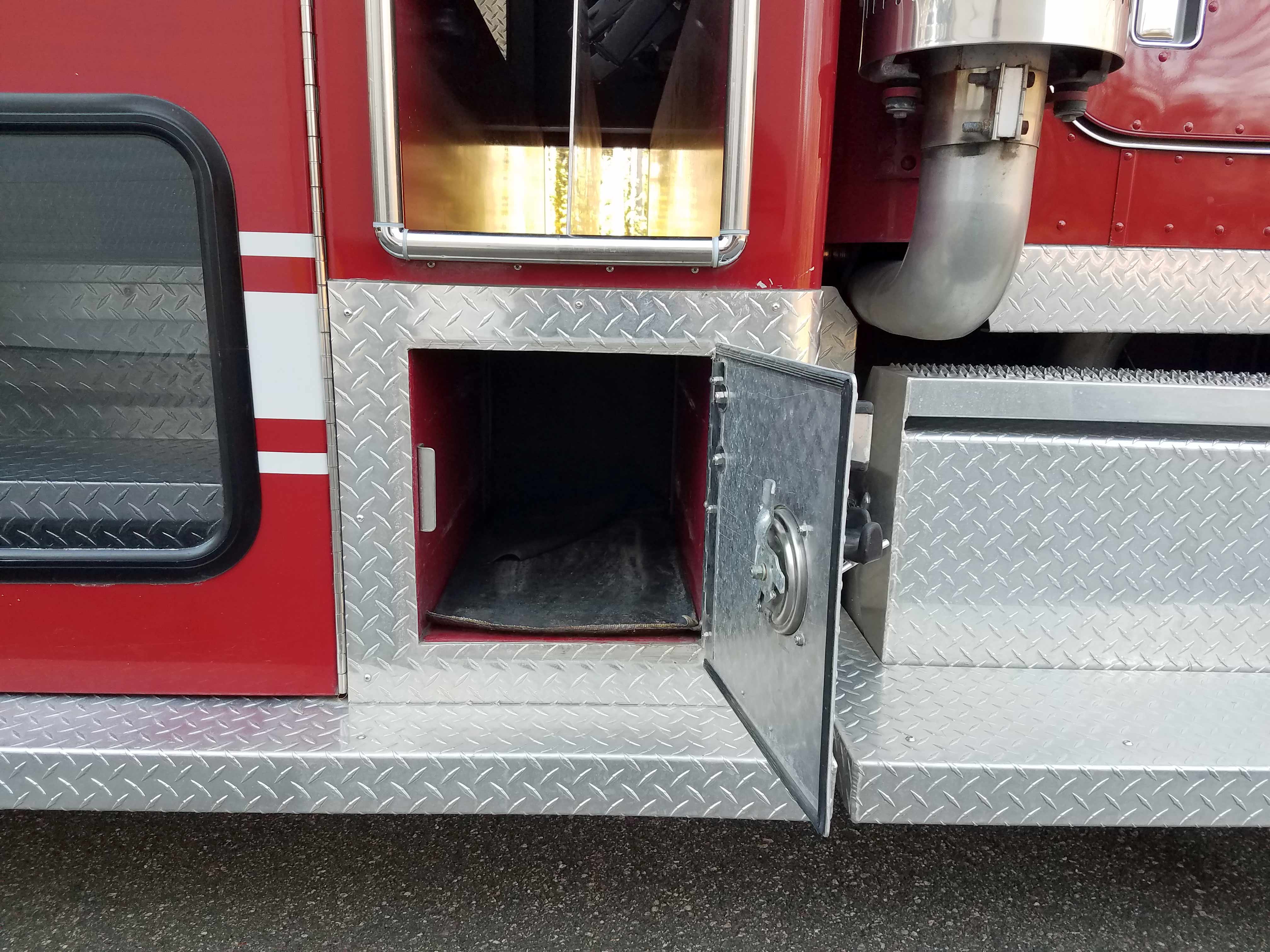 1998 Custom Fire Peterbilt Commercial Pumper | Firetrucks Unlimited