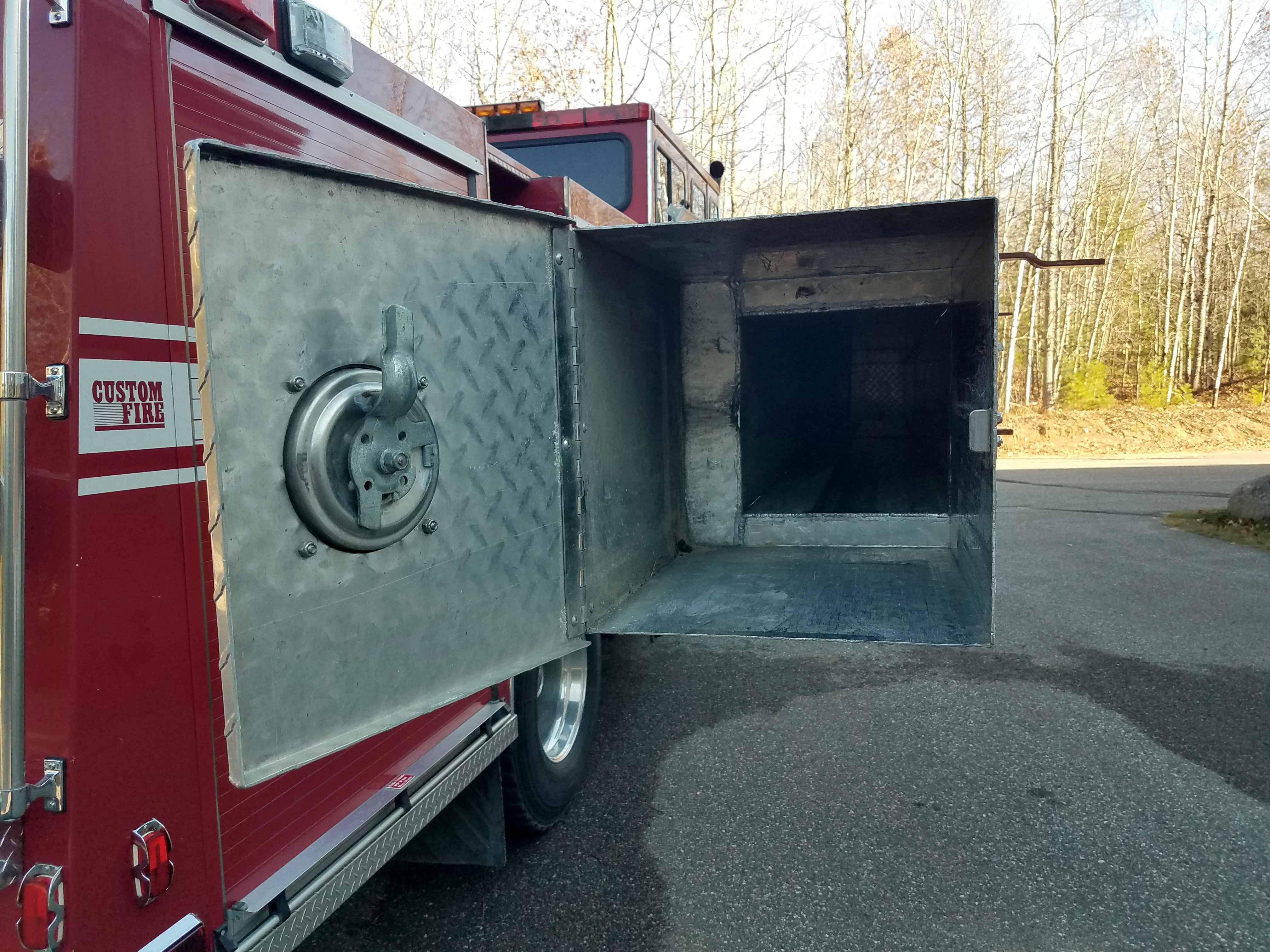 1998 Custom Fire Peterbilt Commercial Pumper | Firetrucks Unlimited