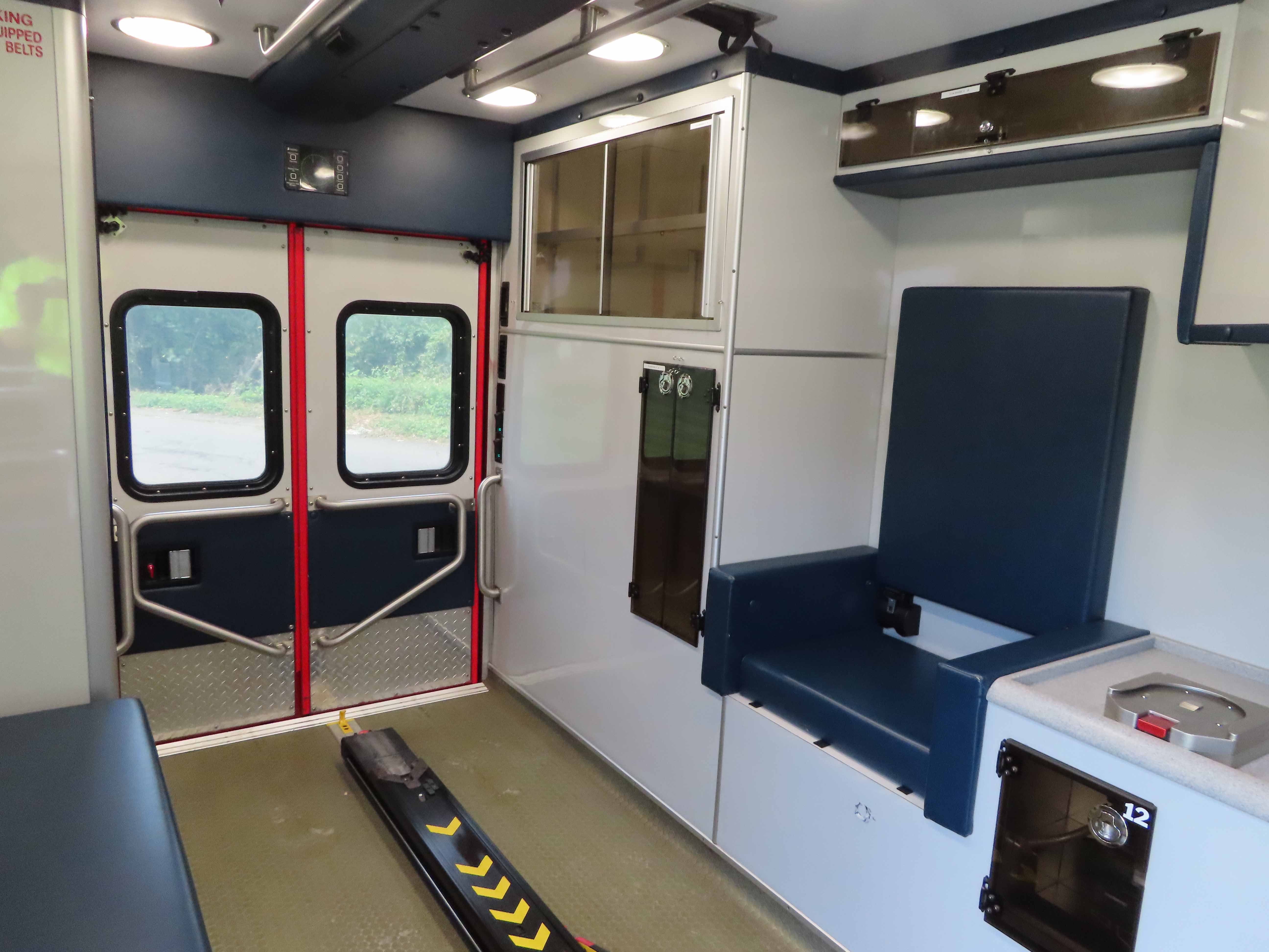 2017 PL Custom Ford 4x4 Ambulance | Firetrucks Unlimited