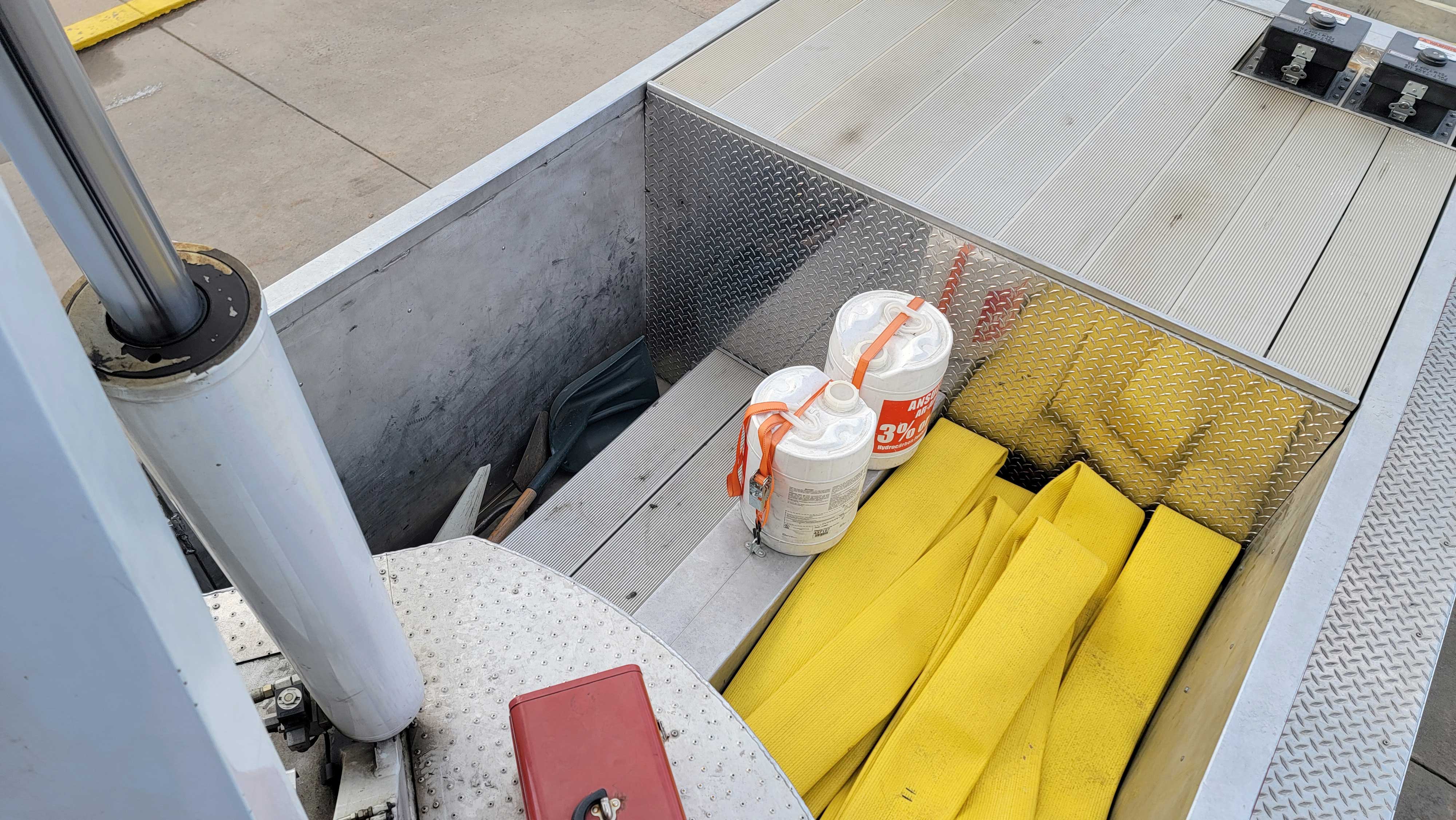 2002 Ferrara HME 75' Quint | Used Truck Details